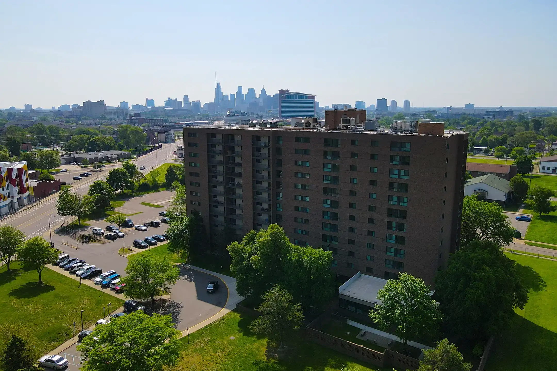Roberts III Apartments - Detroit, MI 48208 | ApartmentGuide.com