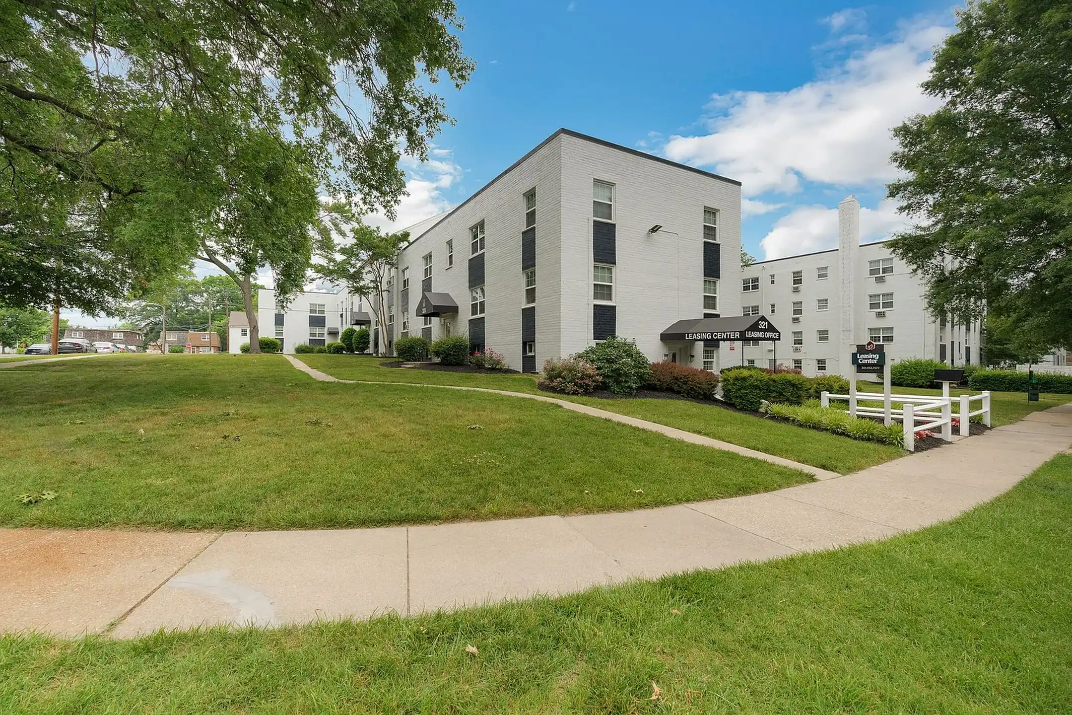 Laurel Court Apartments - Laurel, MD 20707 | ApartmentGuide.com