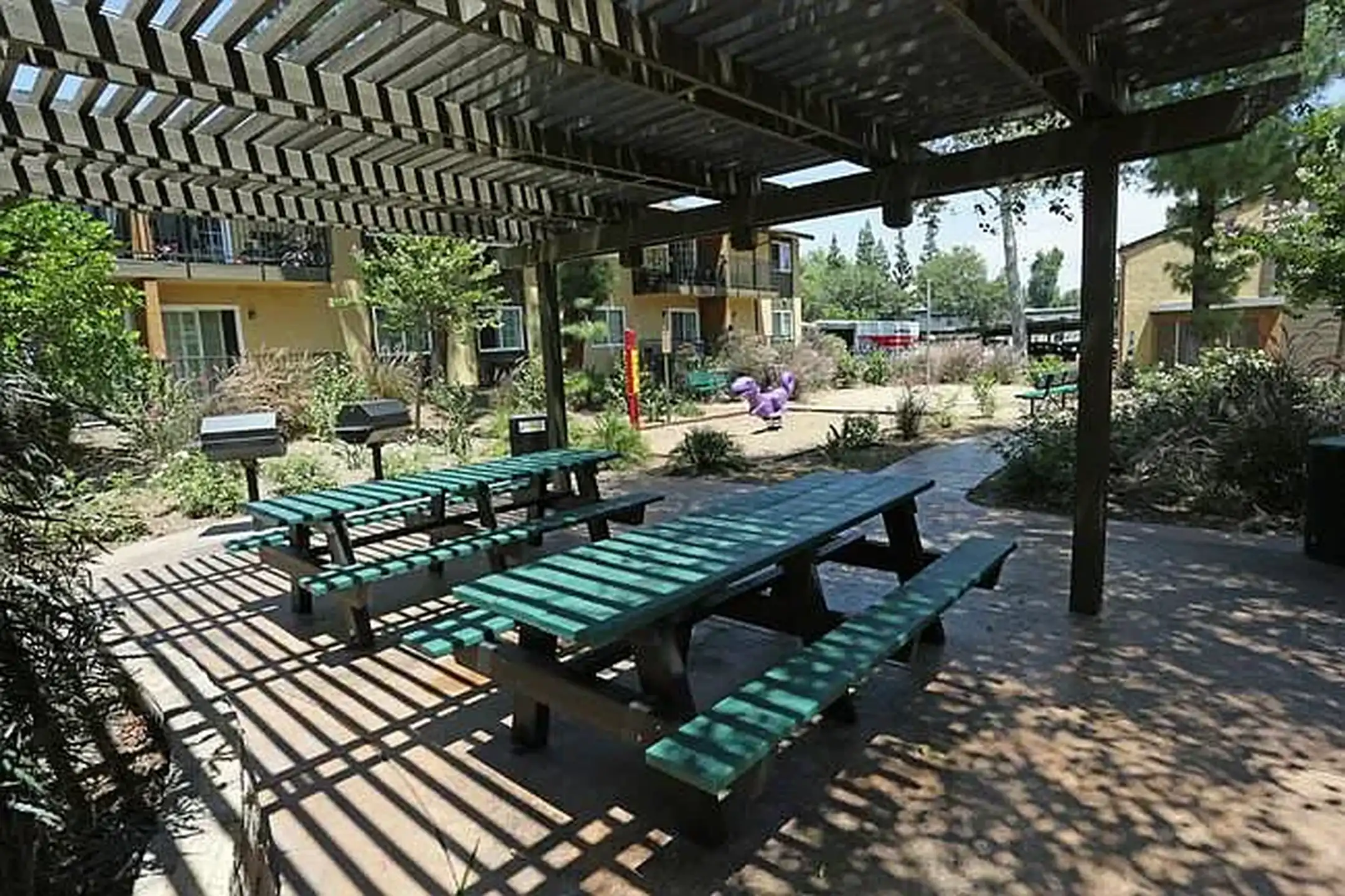 Bella Park - Rialto, CA 92376 | ApartmentGuide.com