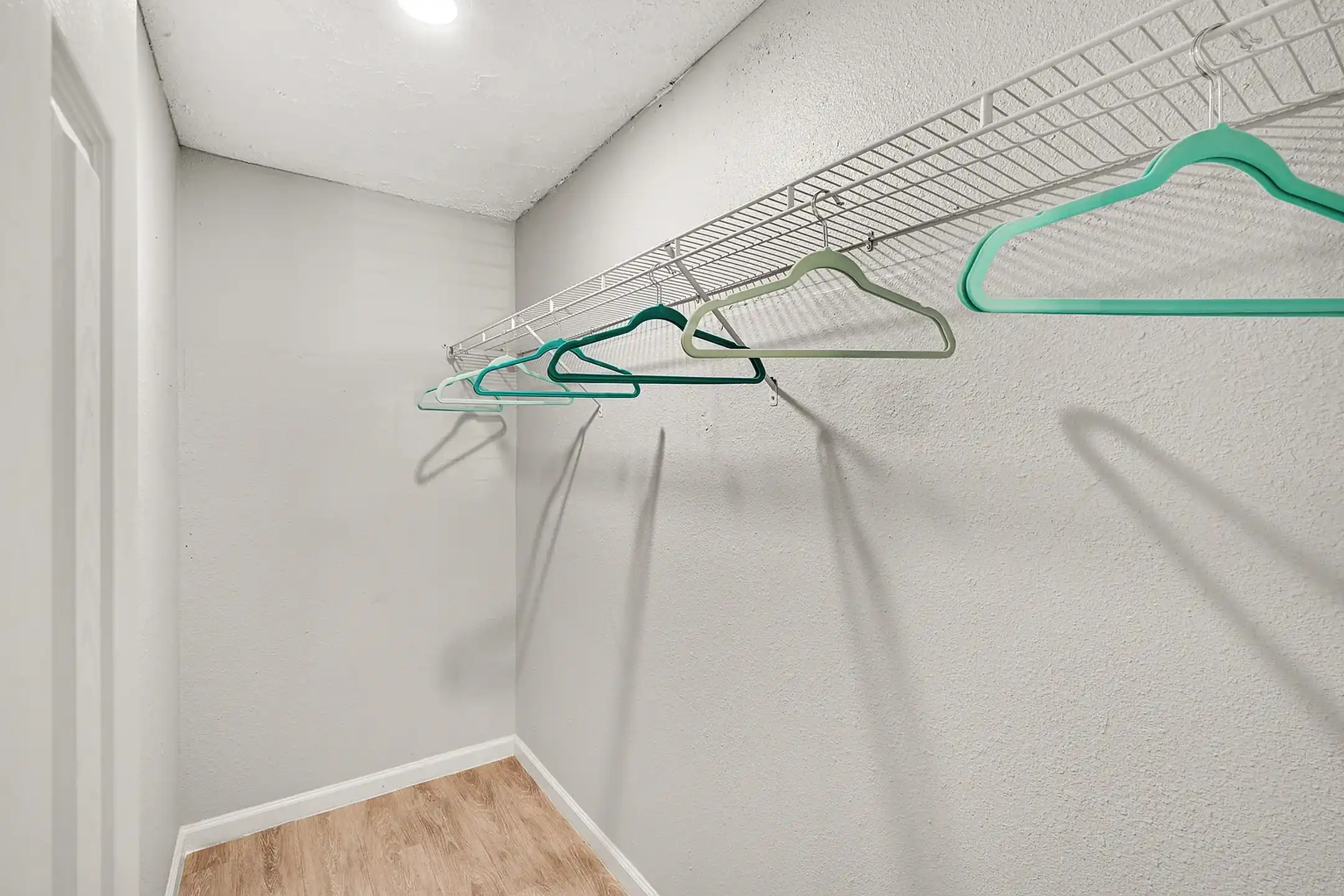 Timber Ridge - Houston, TX 77013 | ApartmentGuide.com