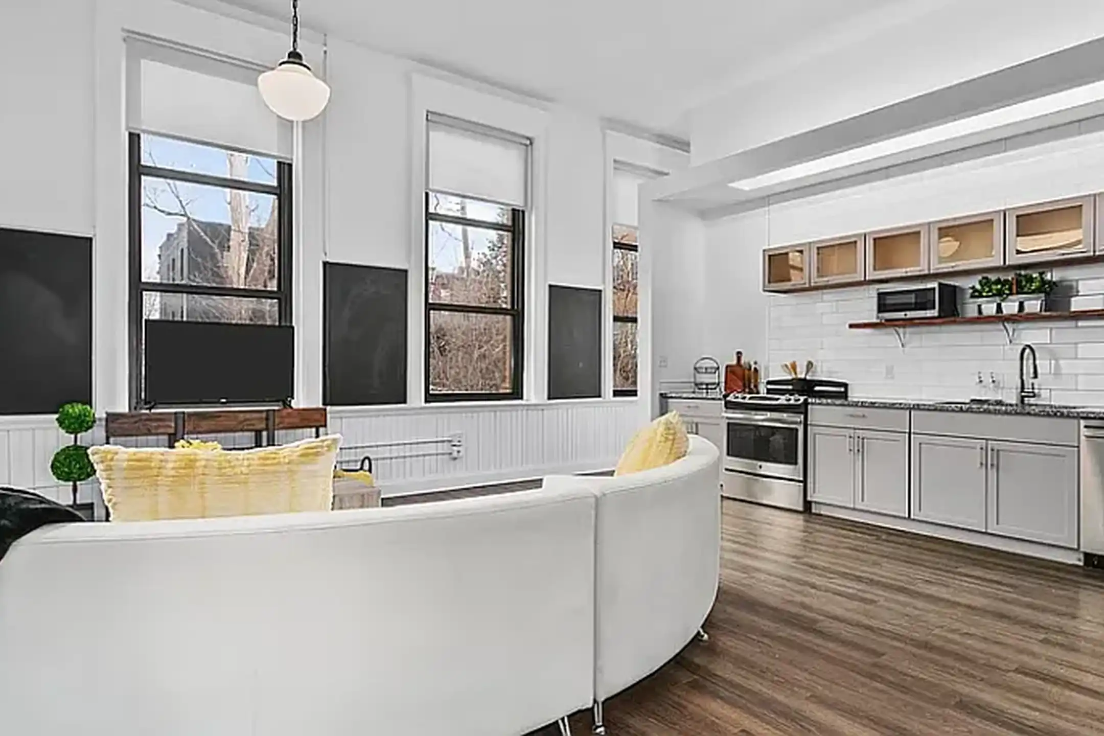 West Side Lofts - Kansas City, MO 64108 | ApartmentGuide.com