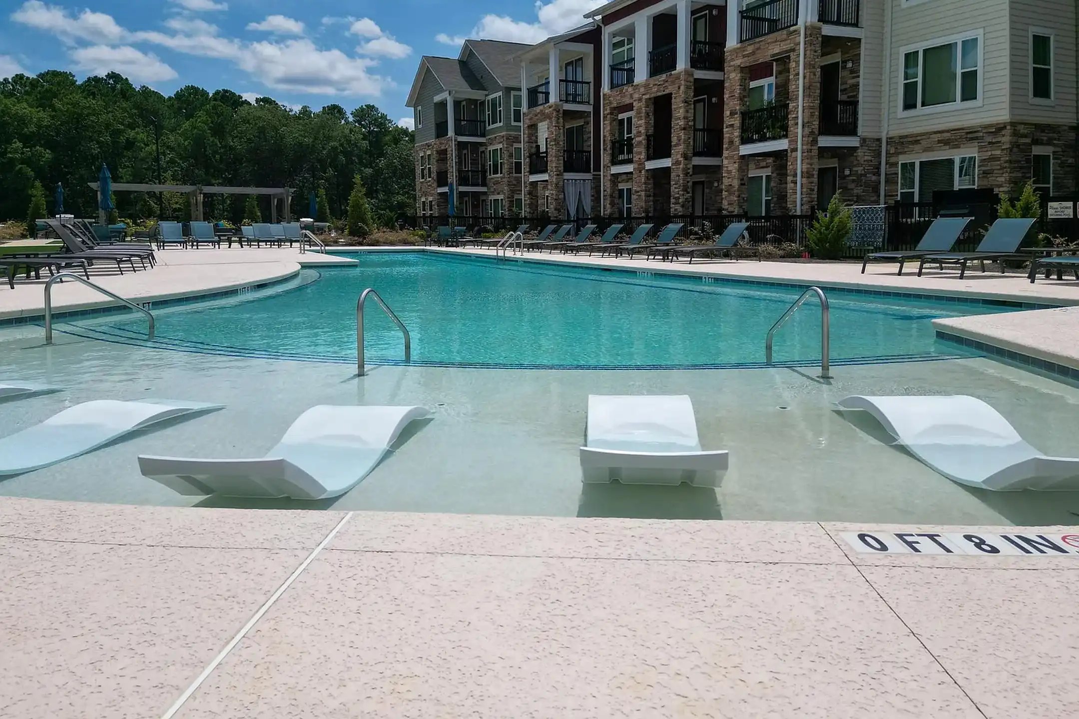 Addison Ridge - Fayetteville, NC 28303 | ApartmentGuide.com