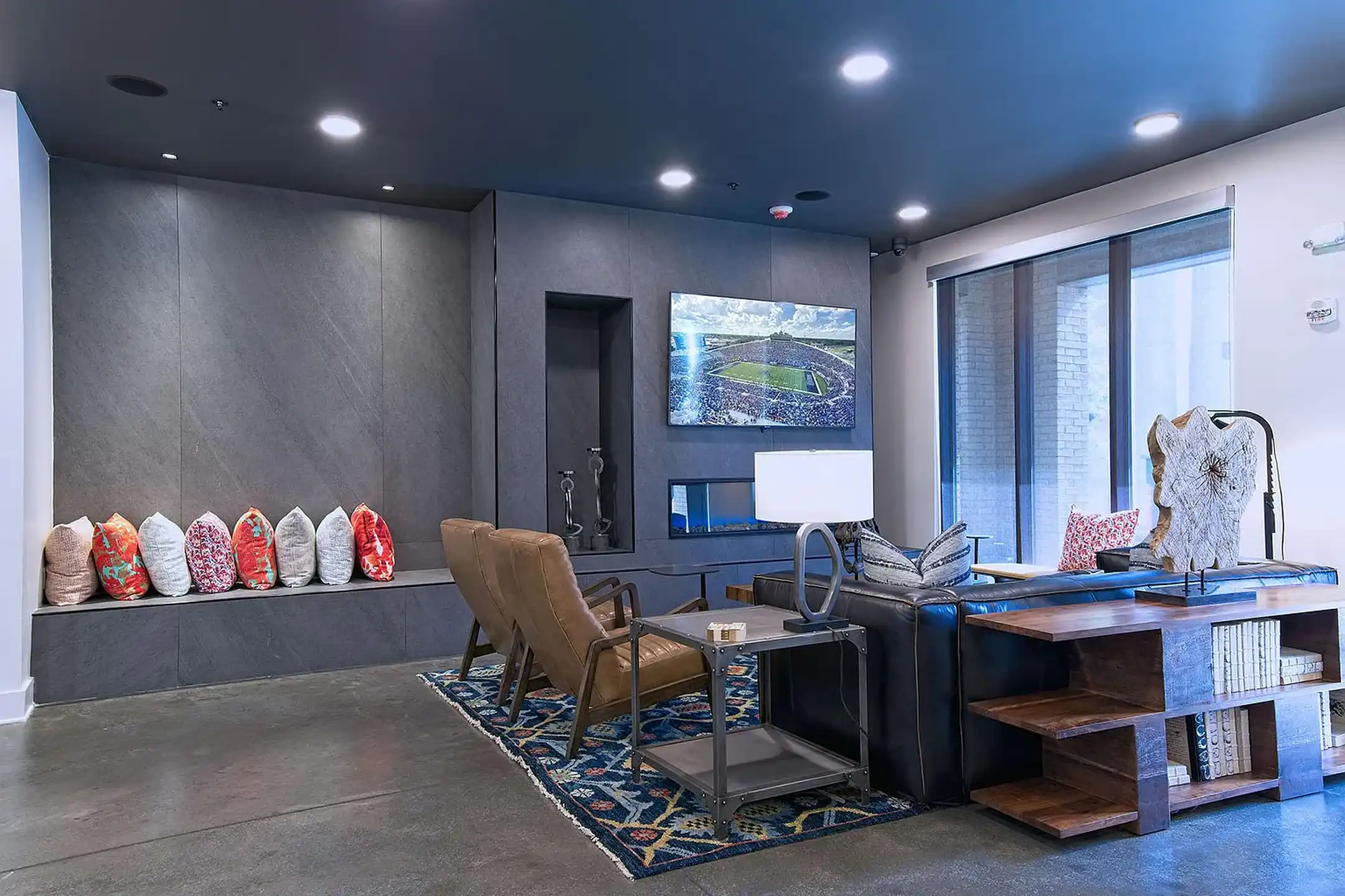 The Rise Apartments - Memphis, TN 38103 | ApartmentGuide.com