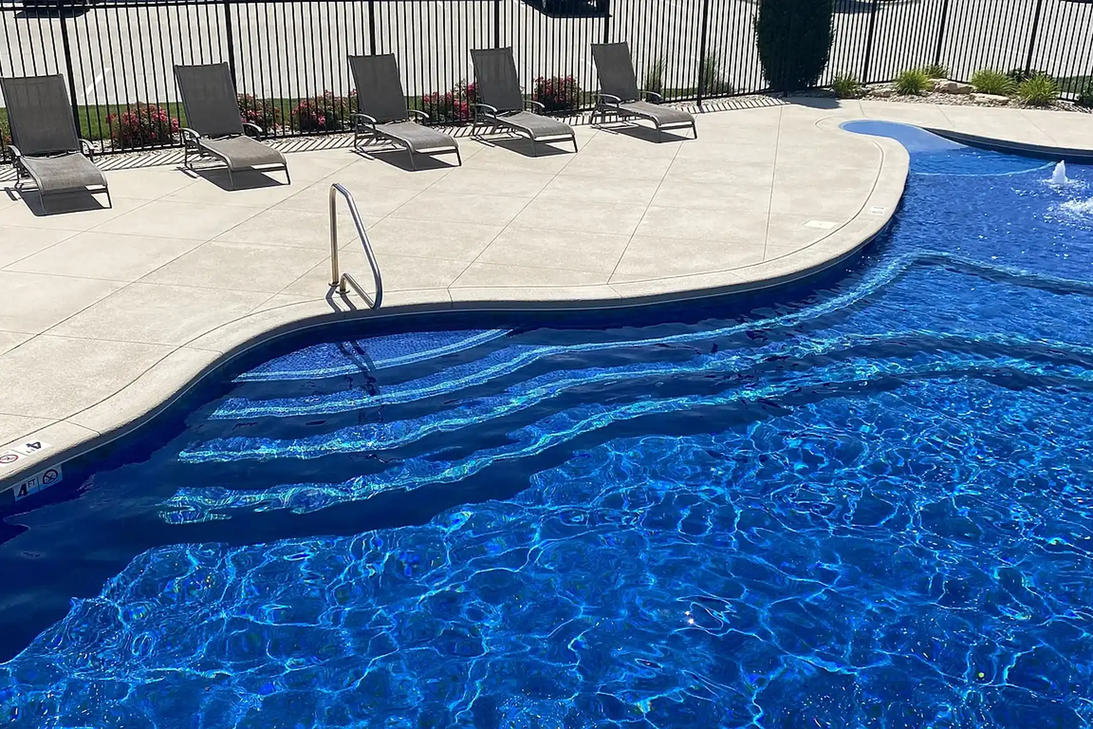 Stone Pointe - Manhattan, KS 66503 | ApartmentGuide.com