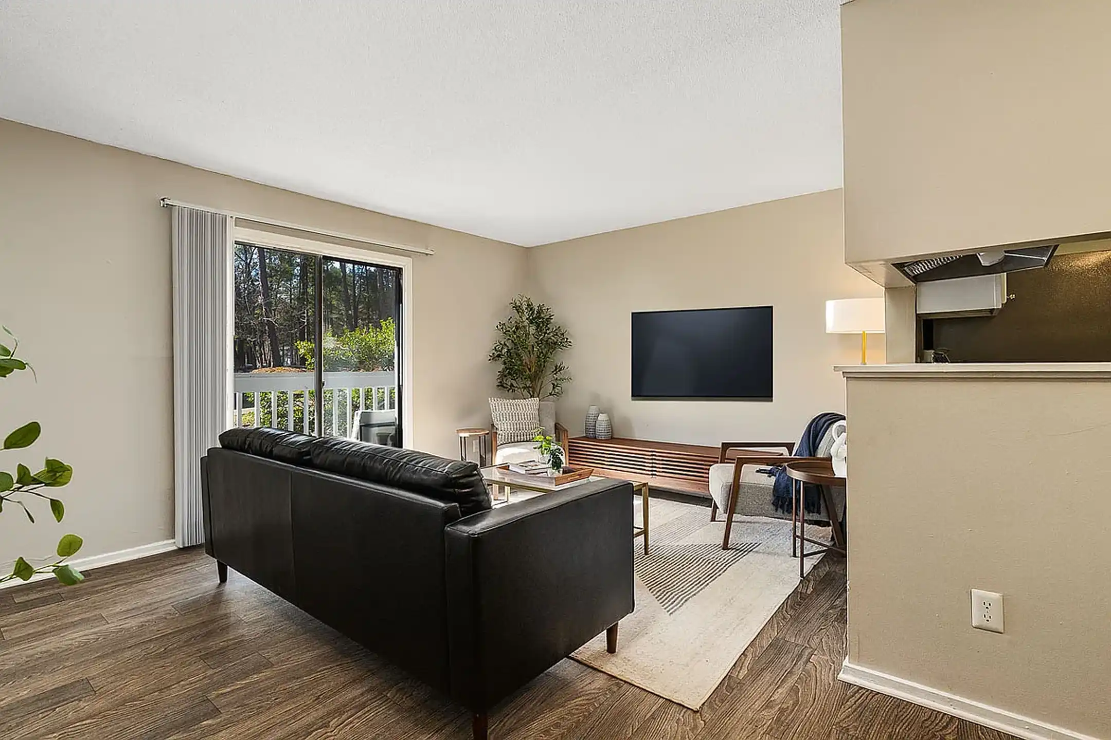 The Forest - Durham, NC 27705 | ApartmentGuide.com