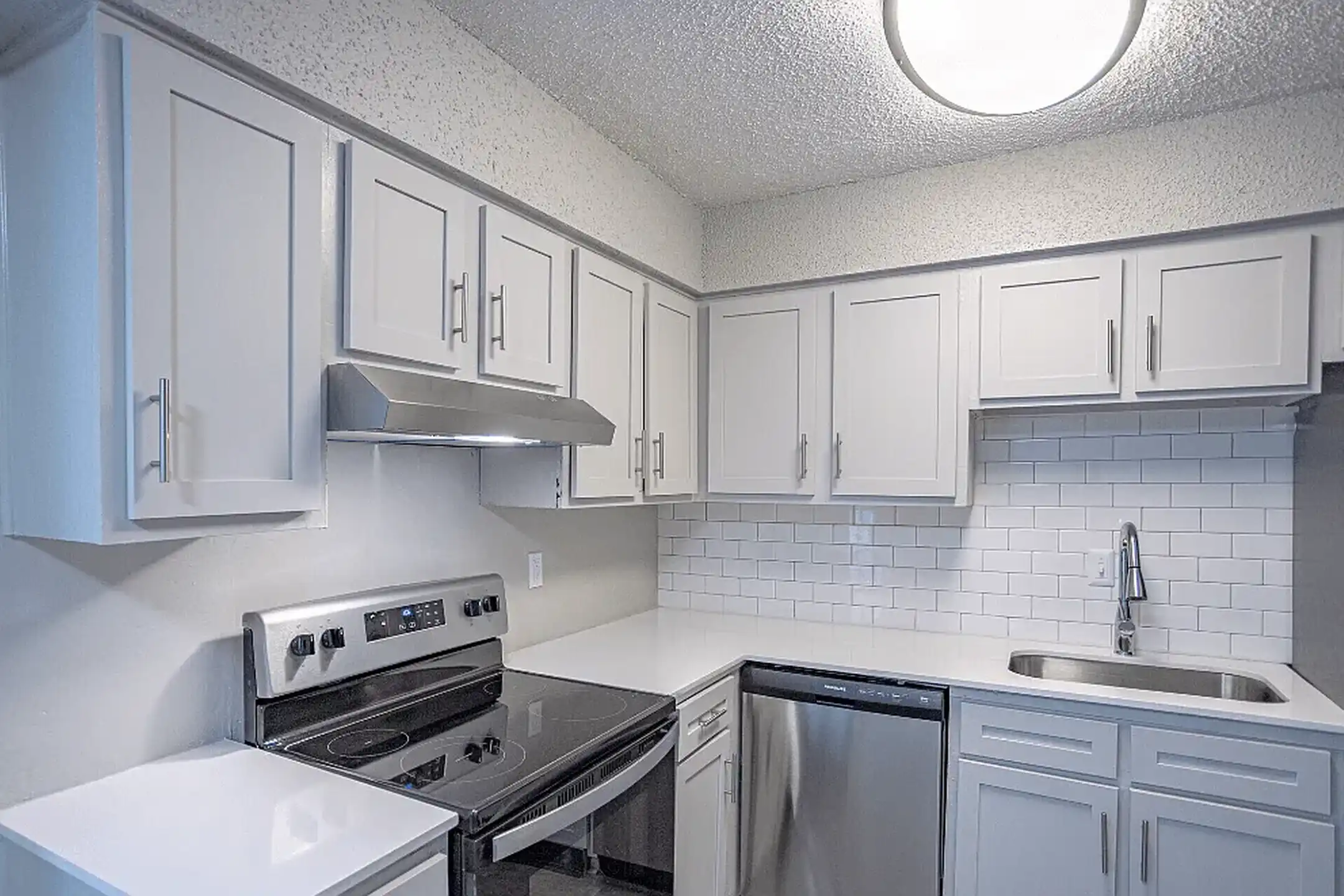Willow Apartments - Nashville, TN 37217 | ApartmentGuide.com
