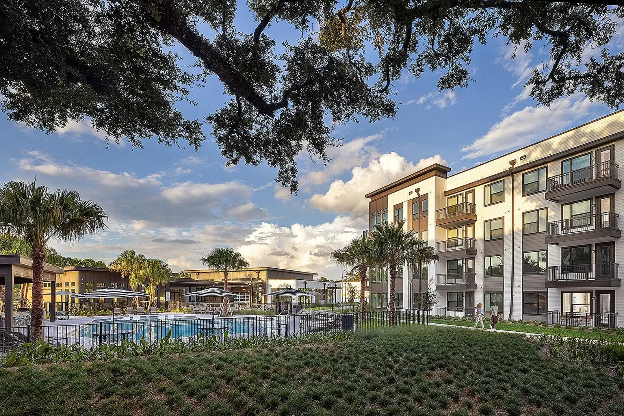 Prospect Lake Wire Apartments - Lakeland, FL 33815 | ApartmentGuide.com