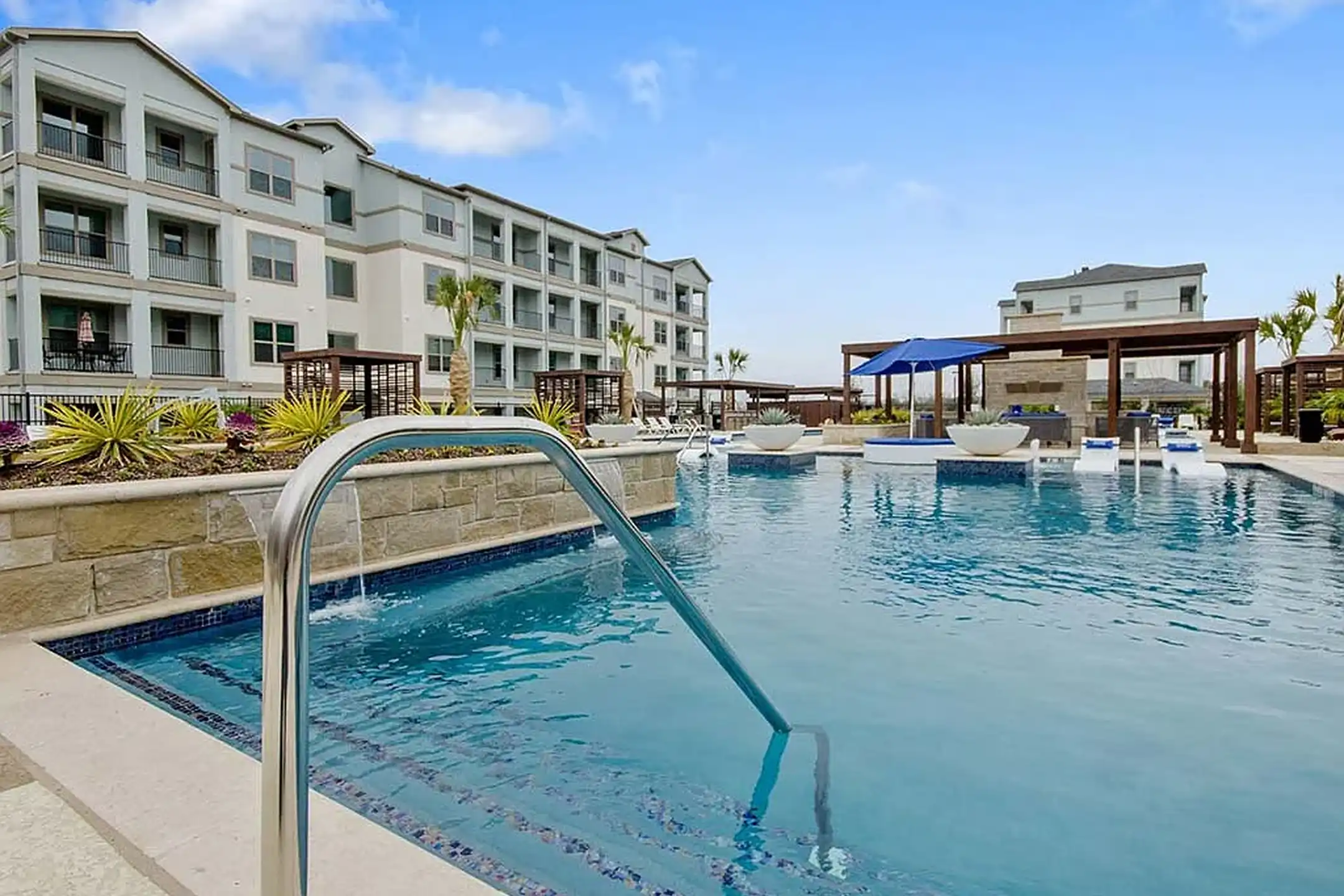 Park at Bayside - Rowlett, TX 75088 | ApartmentGuide.com