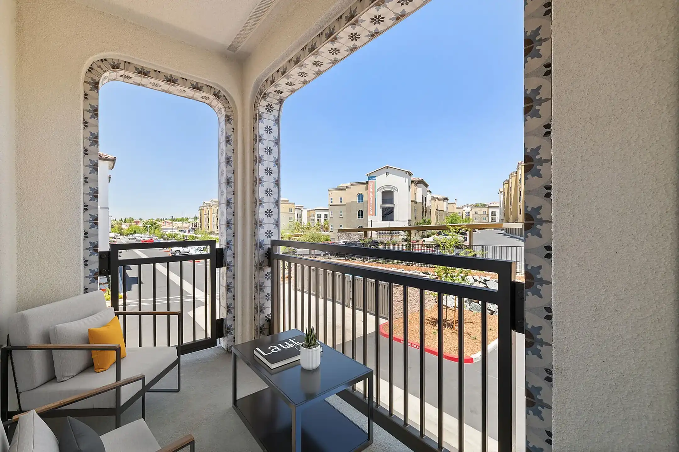 Broadstone Villas - Folsom, CA 95630 | ApartmentGuide.com