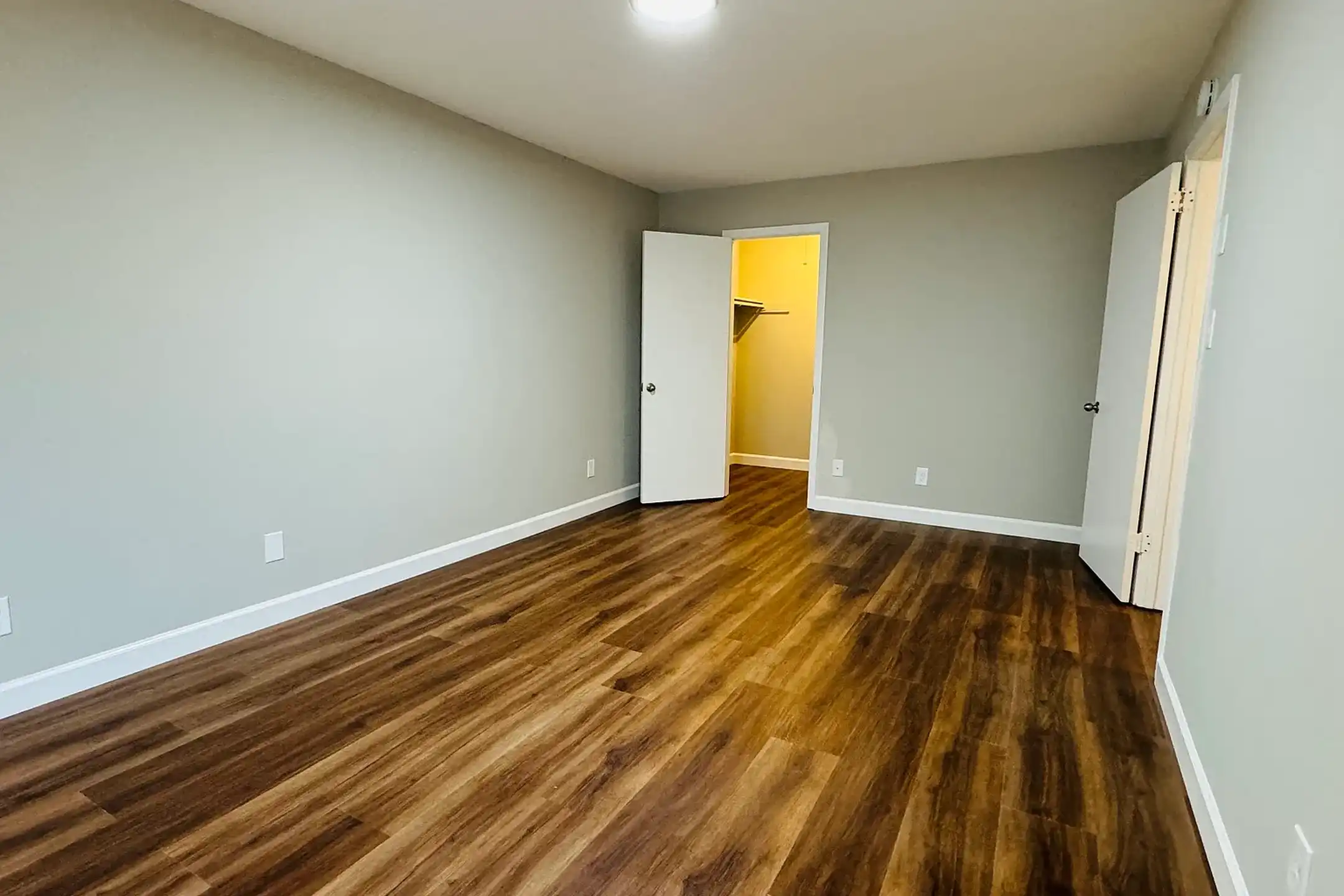 Creek Ridge Apartments - Knoxville, TN 37912 | ApartmentGuide.com