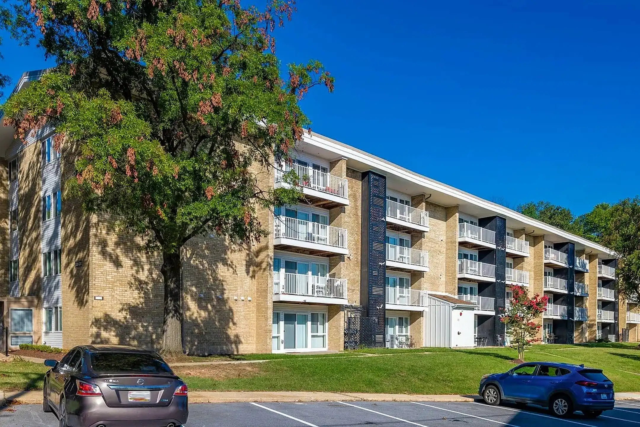 Hilltop Apartments - Hyattsville, MD 20785 | ApartmentGuide.com