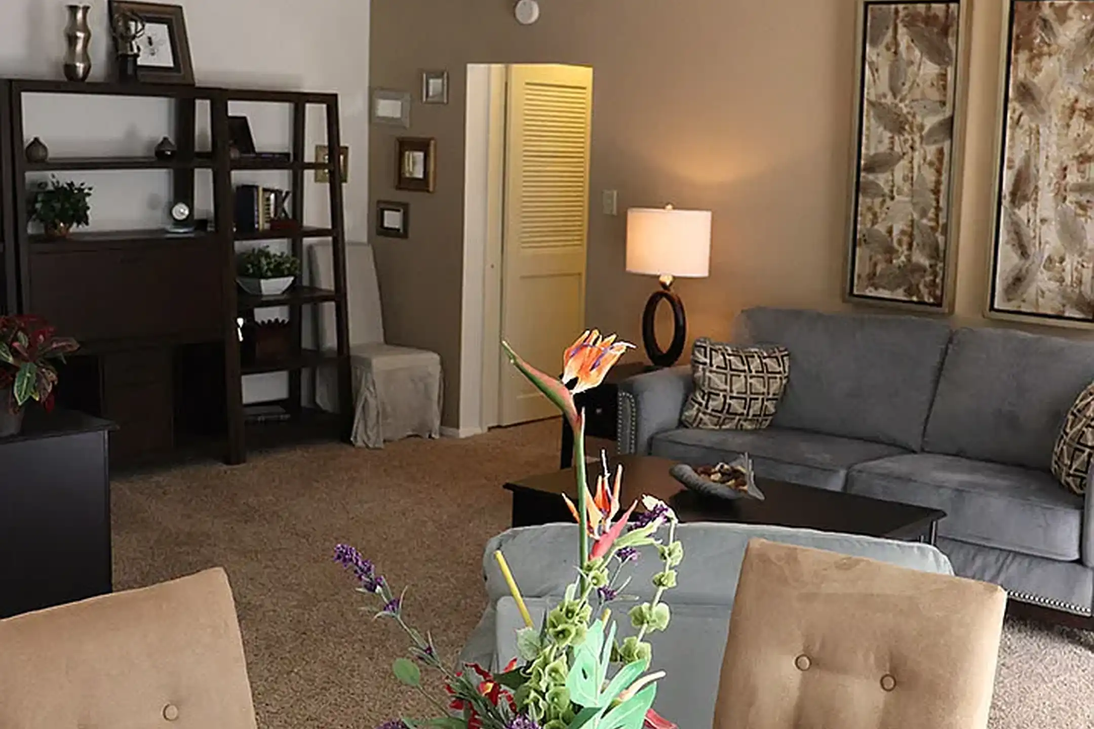 Spring Ridge Apartments - Whitehall, PA 18052 | ApartmentGuide.com