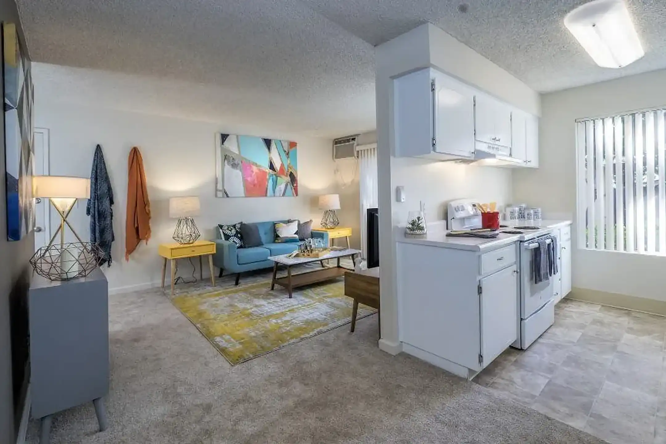 Oakwood Apartments - Stockton, CA 95207 | ApartmentGuide.com