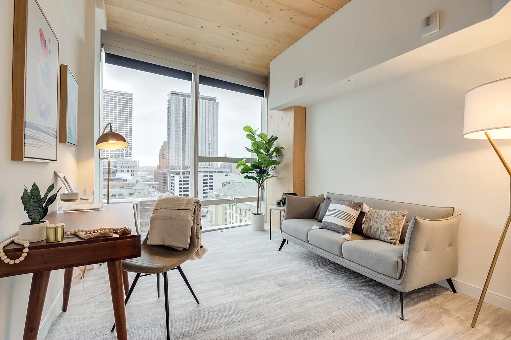 Ascent - Milwaukee, WI 53202 | ApartmentGuide.com