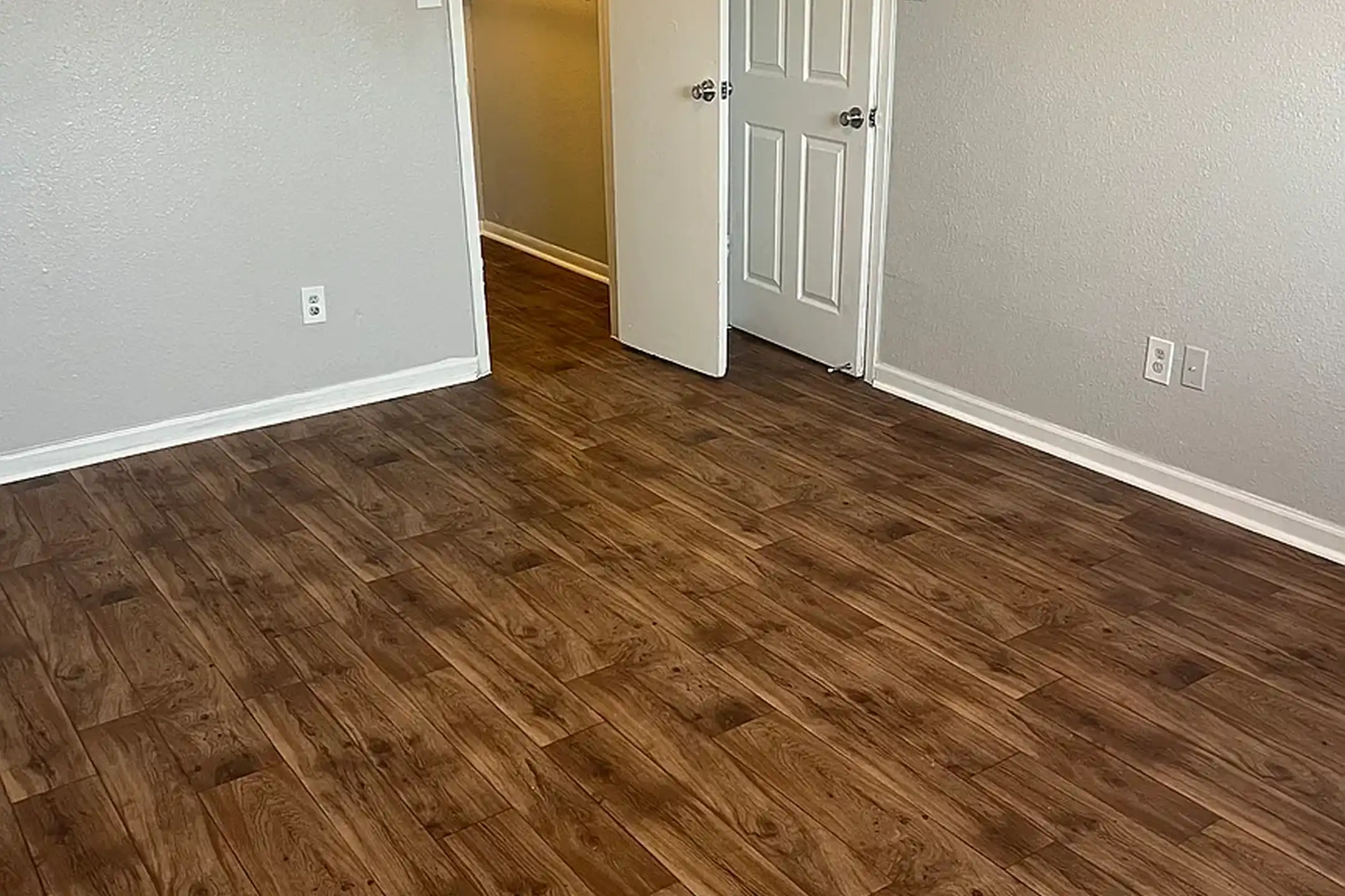 Valhalla Apartments - Corpus Christi, TX 78413 | ApartmentGuide.com