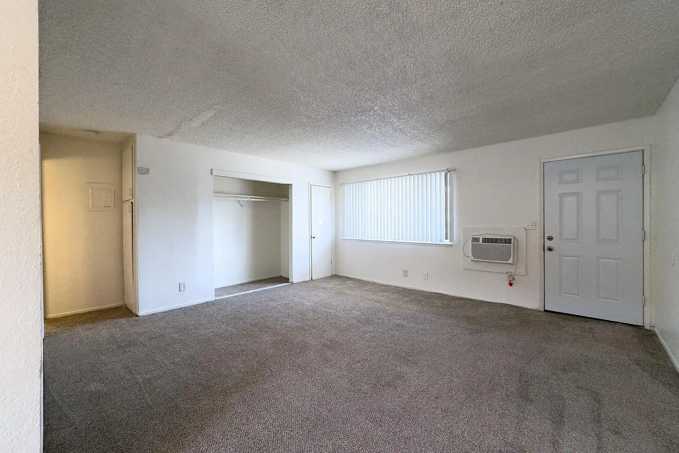 Evergreen Park Apartments - Merced, CA 95340 | ApartmentGuide.com