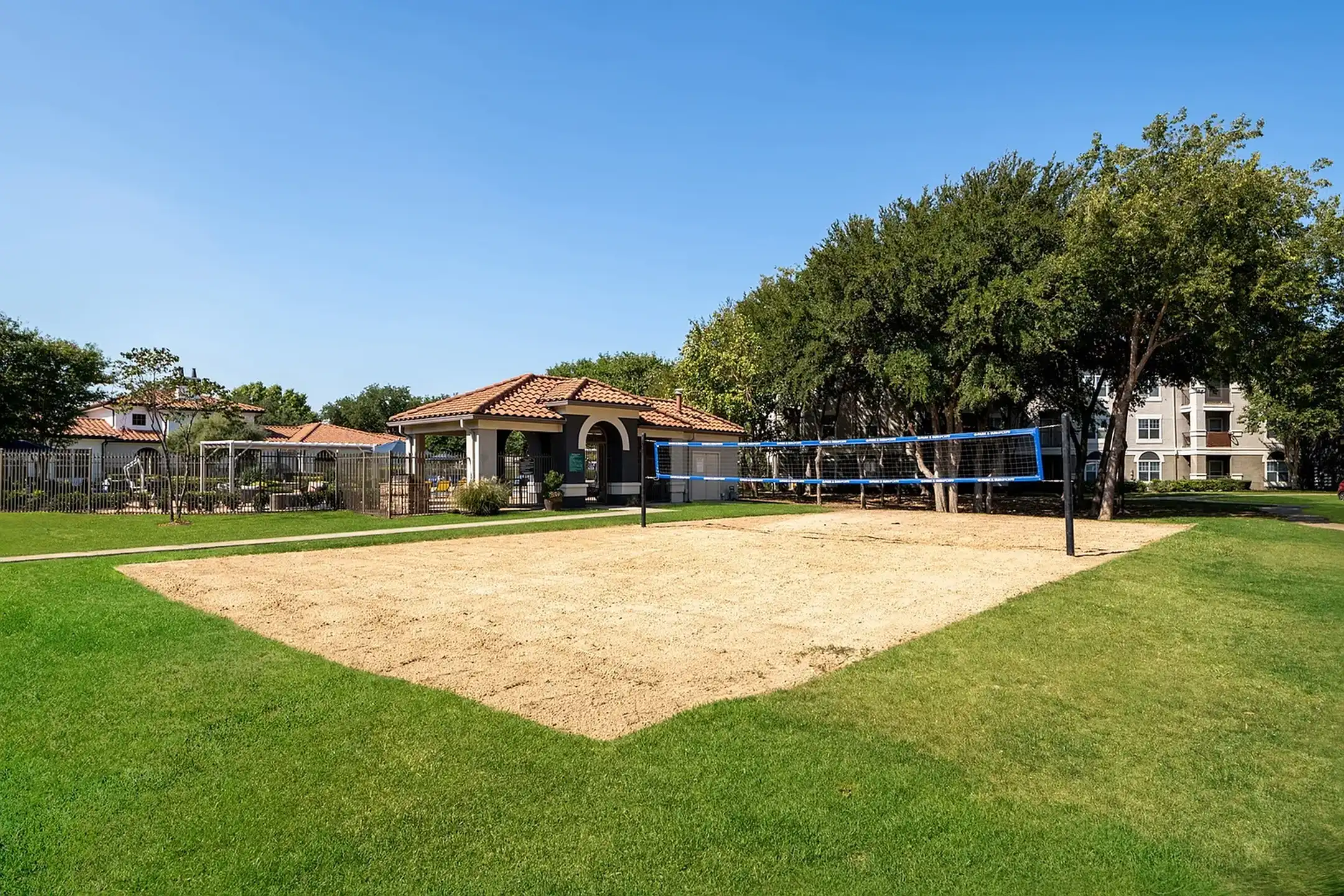 The Pointe at Vista Ridge Apartments - Lewisville, TX 75067 ...