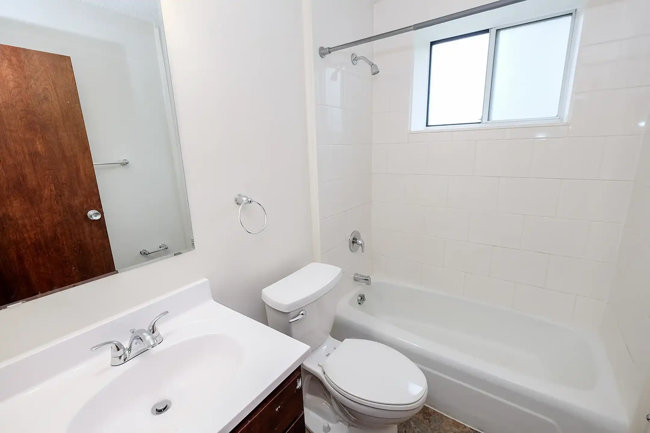 RIVERSIDE FLATS - Minneapolis, MN 55406 | ApartmentGuide.com