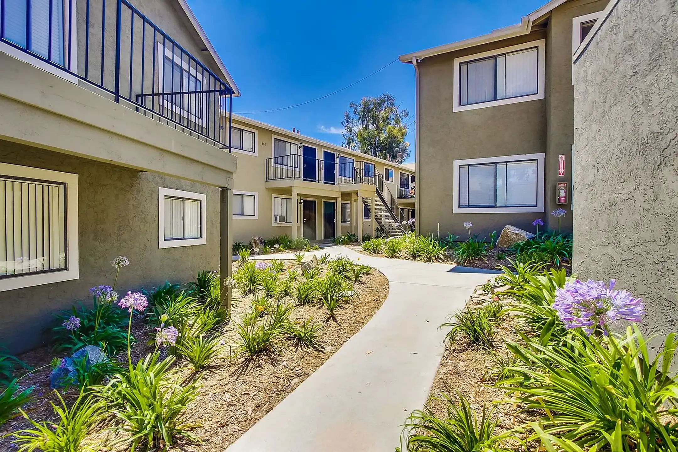 Arroyo Vista - San Diego, CA 92114 | ApartmentGuide.com