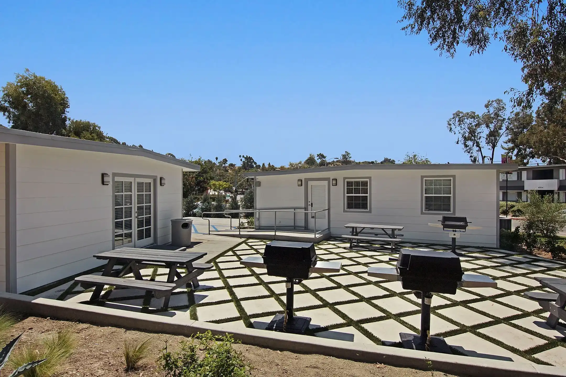 Lantana Hills Apartments San Diego