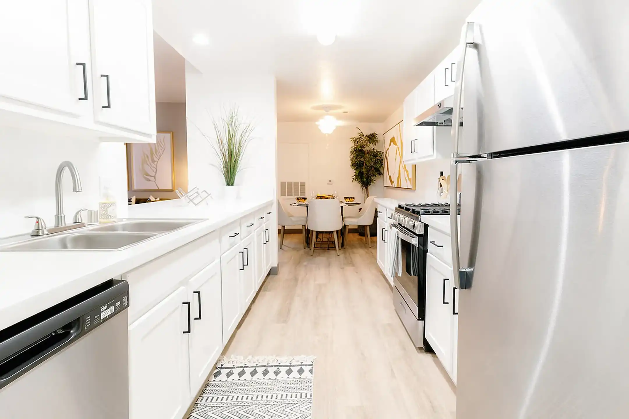 THE VIK - Las Vegas, NV 89110 | ApartmentGuide.com