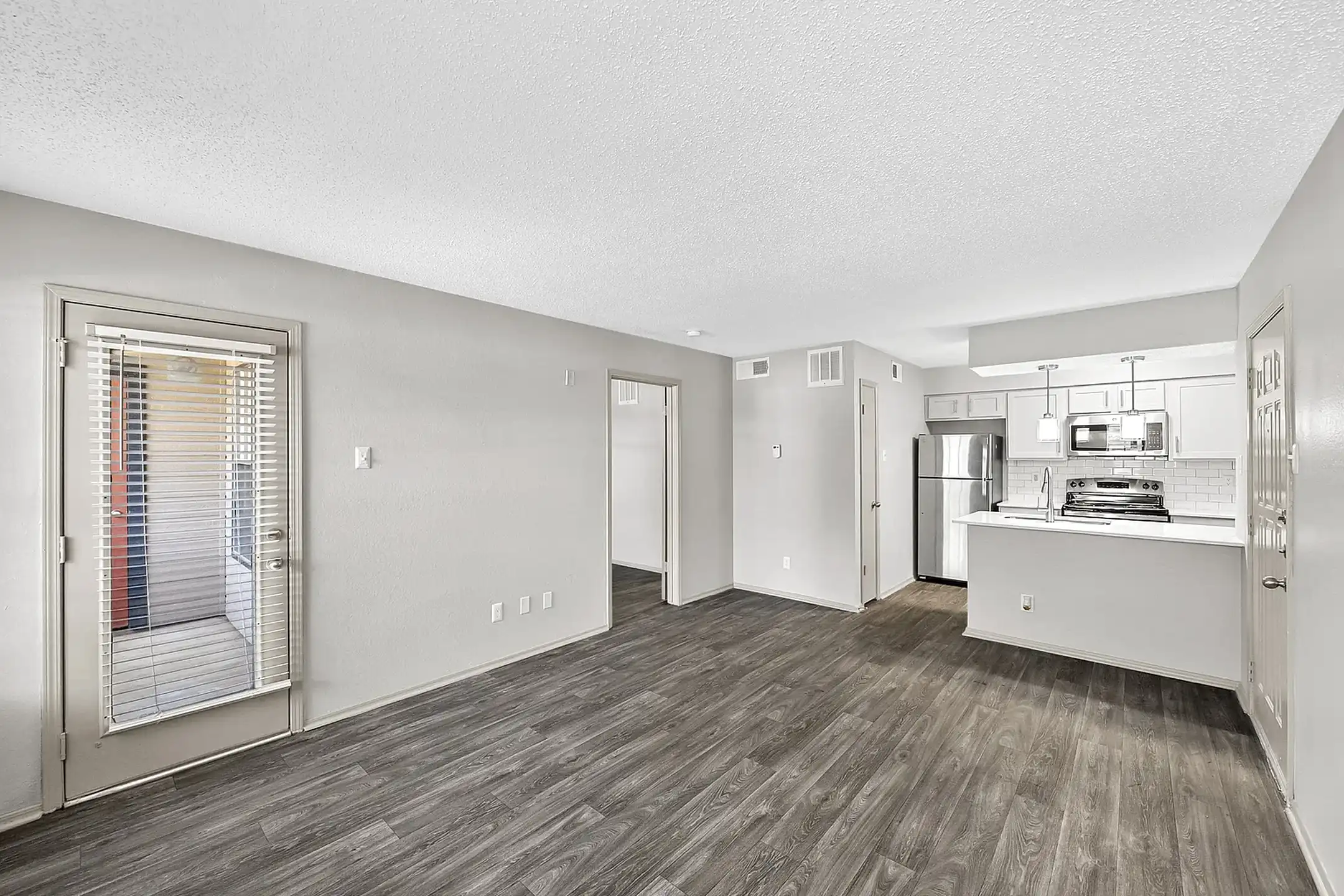 Trinity Apartments - Irving, TX 75061 | ApartmentGuide.com