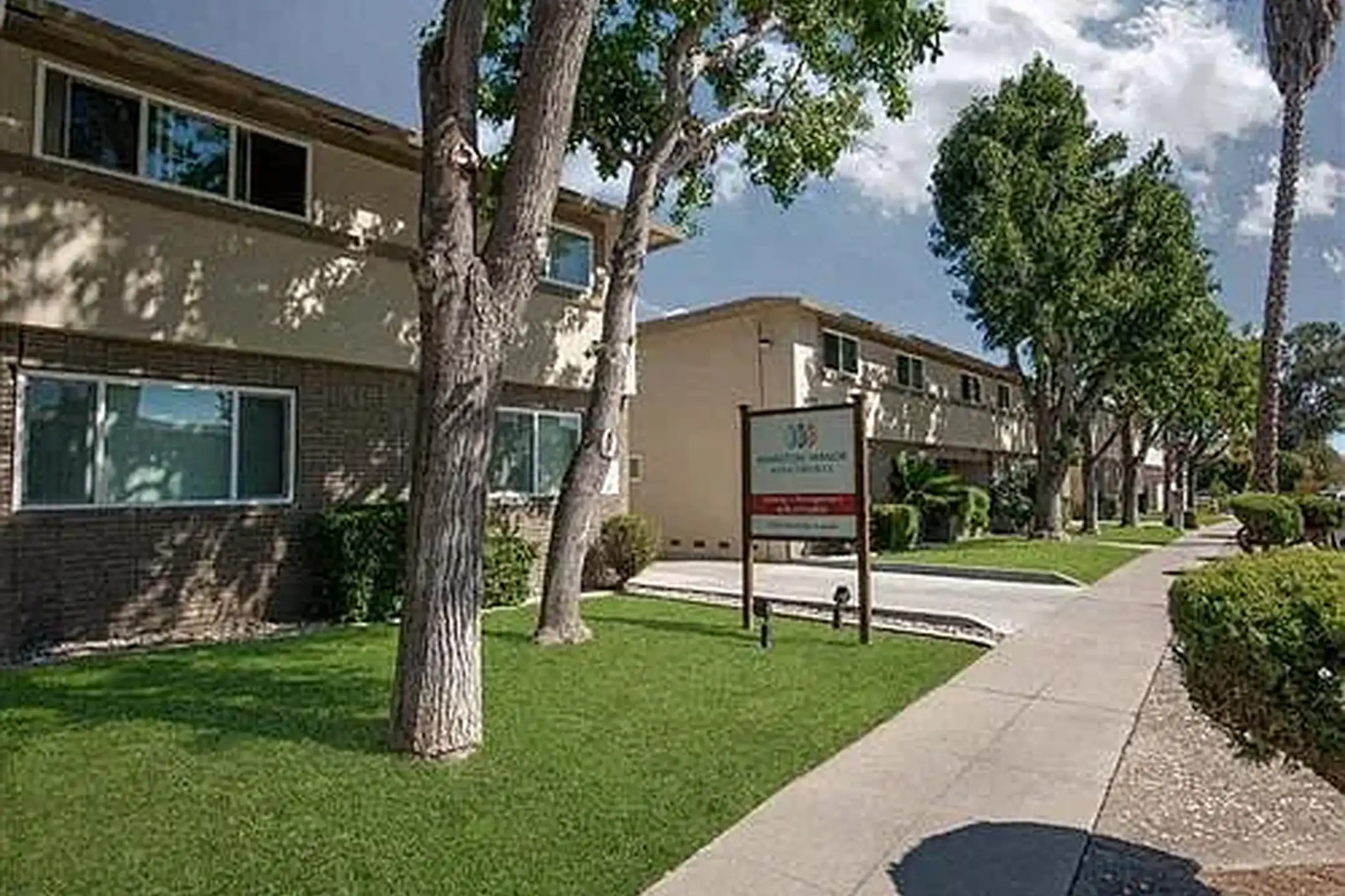 Hamilton Manor Apartments - San Jose, CA 95130 | ApartmentGuide.com