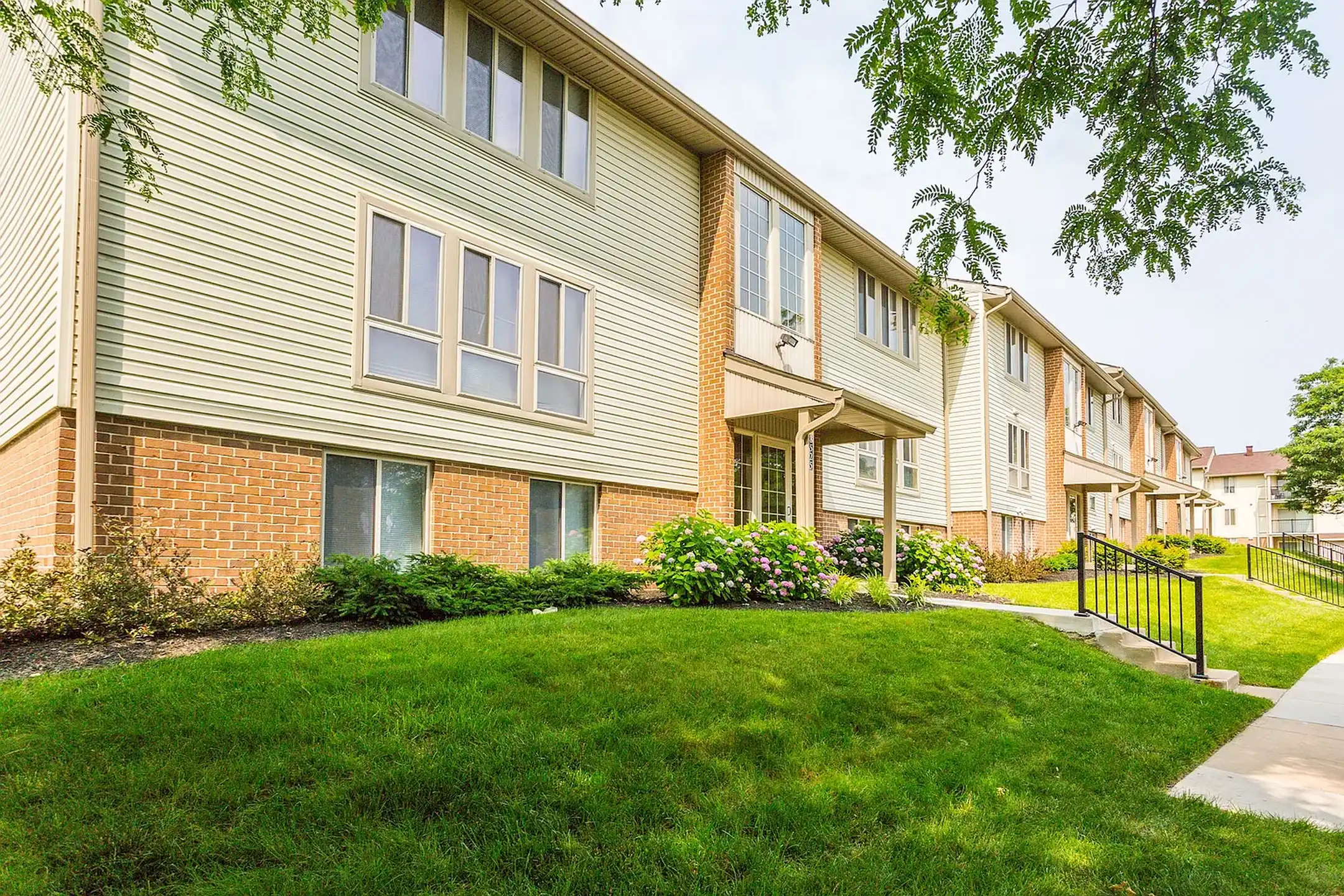 Hallfield Apartments - Baltimore, MD 21236 | ApartmentGuide.com