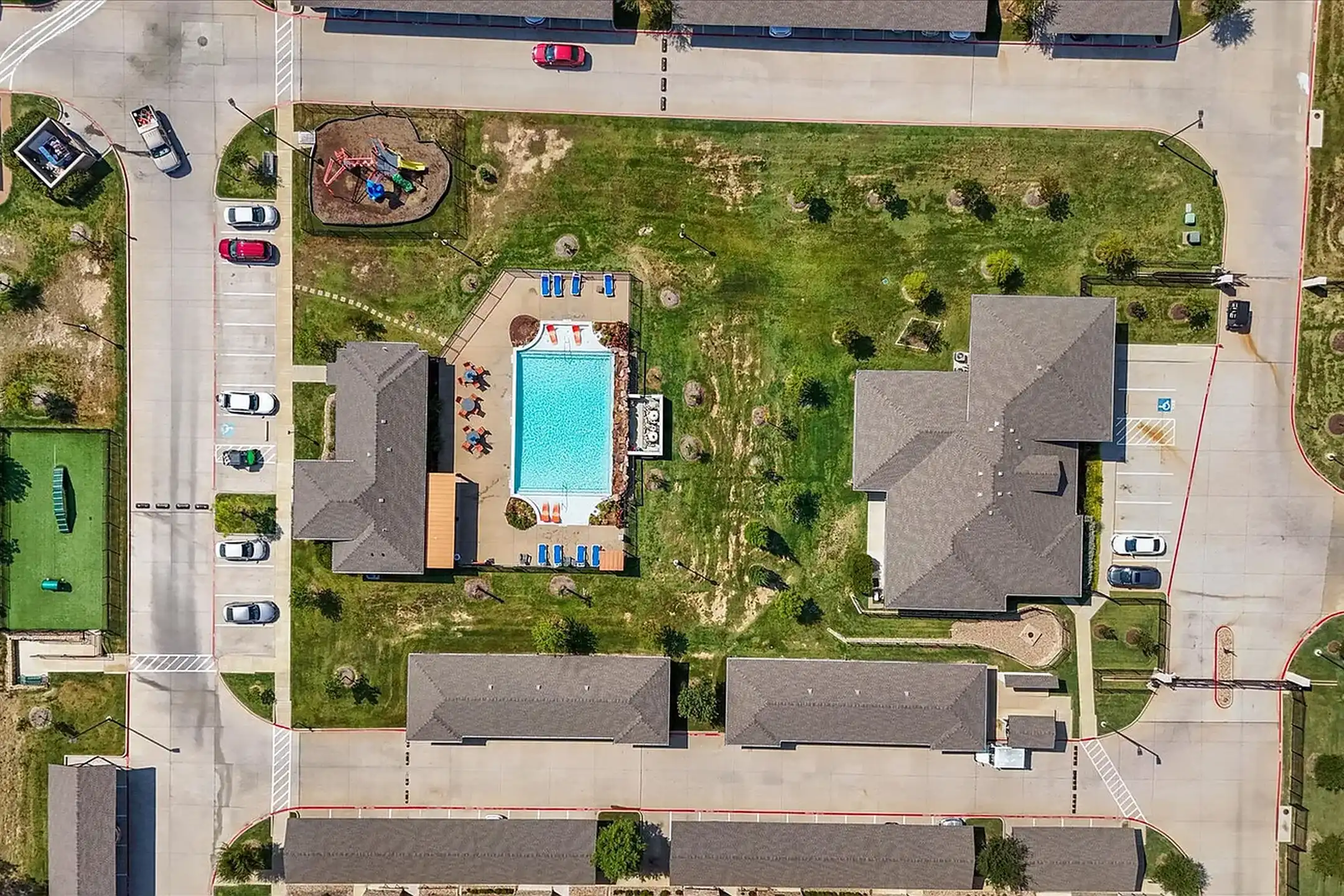 Prairie Gate Community - Grand Prairie, TX 75052 | ApartmentGuide.com