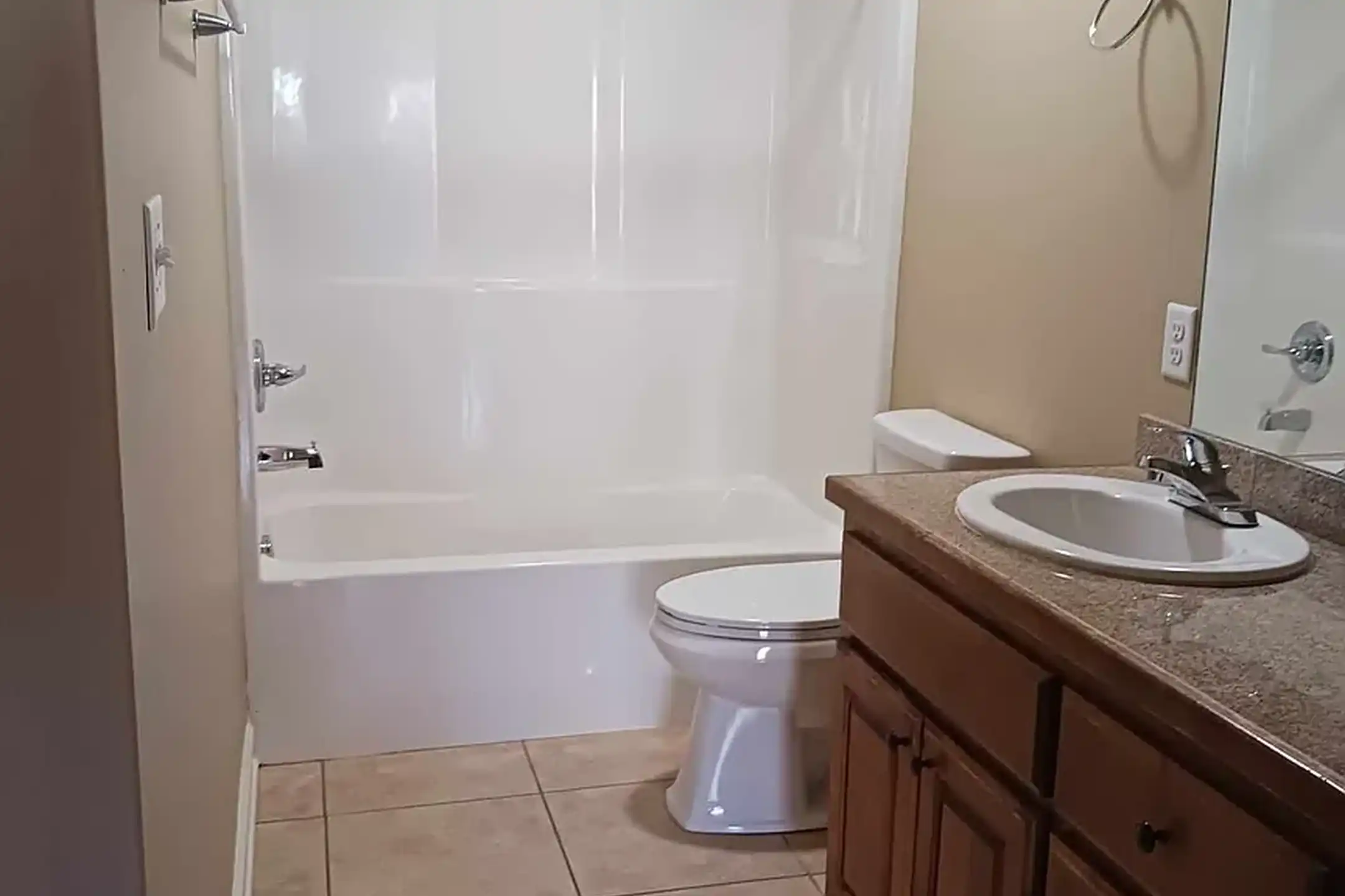 Sunset Place Apartments - Redfield, AR 72132 | ApartmentGuide.com