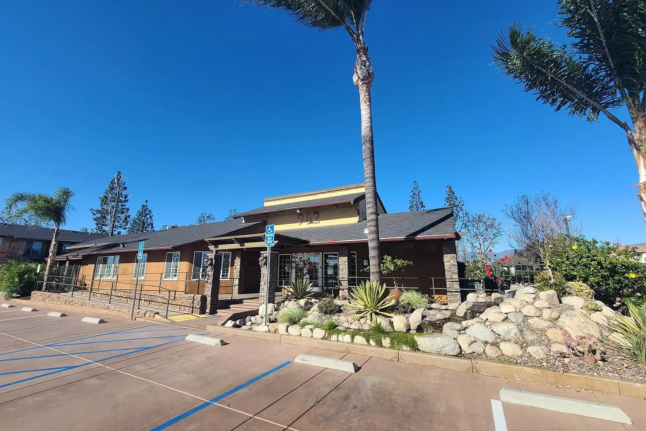 Bella Park - Rialto, CA 92376 | ApartmentGuide.com