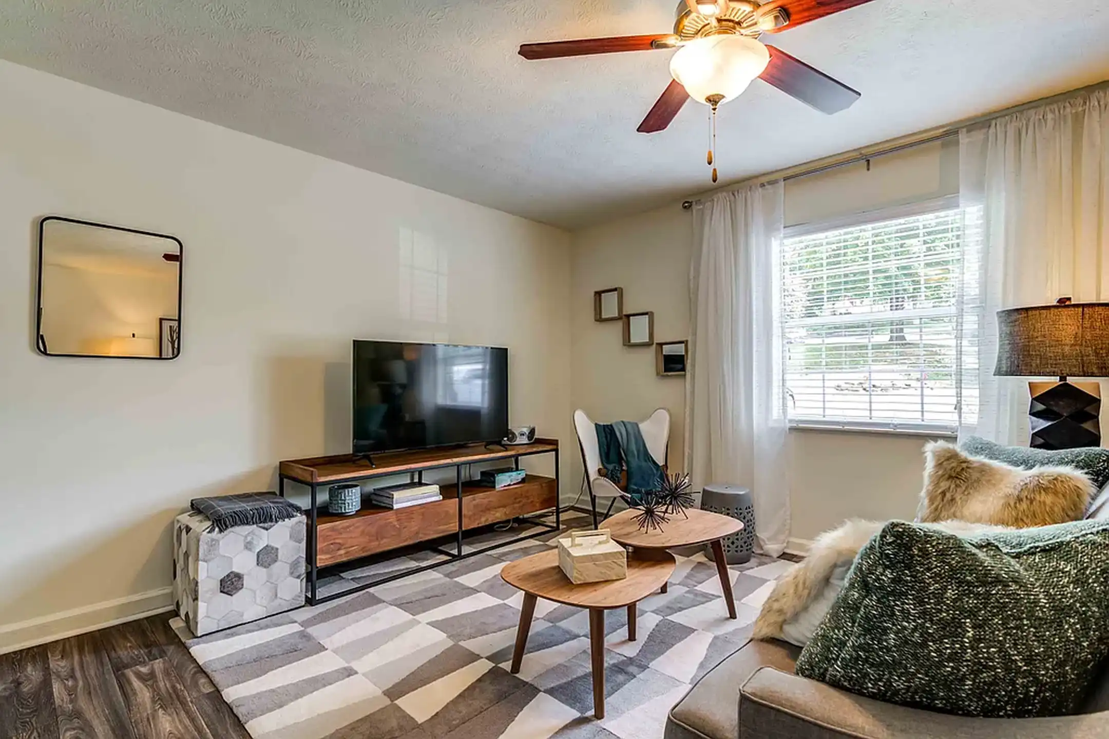 Eagle Pointe Apartment Homes - Knoxville, TN 37931 | ApartmentGuide.com
