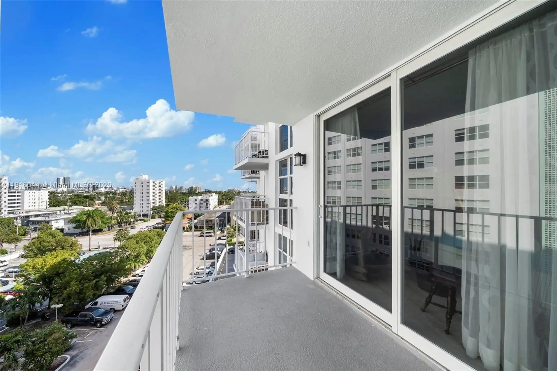 1228 West Ave #605 - Miami Beach, FL 33139 | ApartmentGuide.com