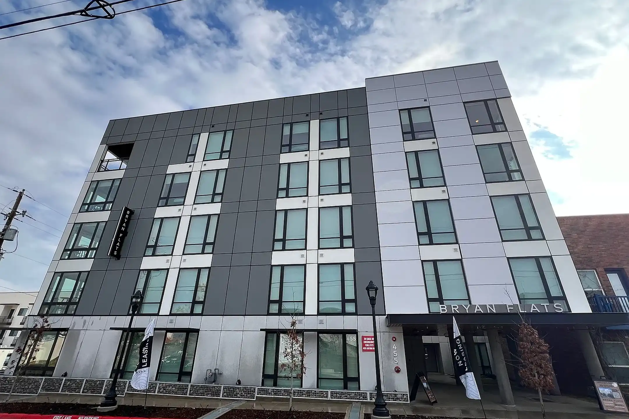 Bryan Flats - Fort Worth, TX 76104 | ApartmentGuide.com