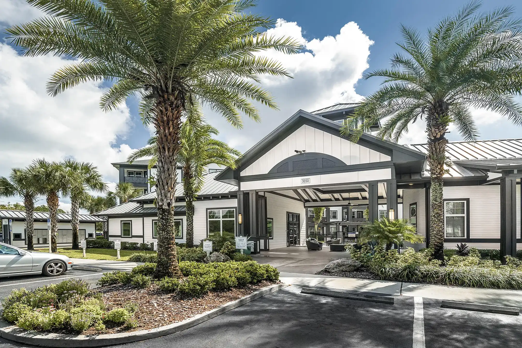 The Point at Tamaya - Jacksonville, FL 32246 | ApartmentGuide.com
