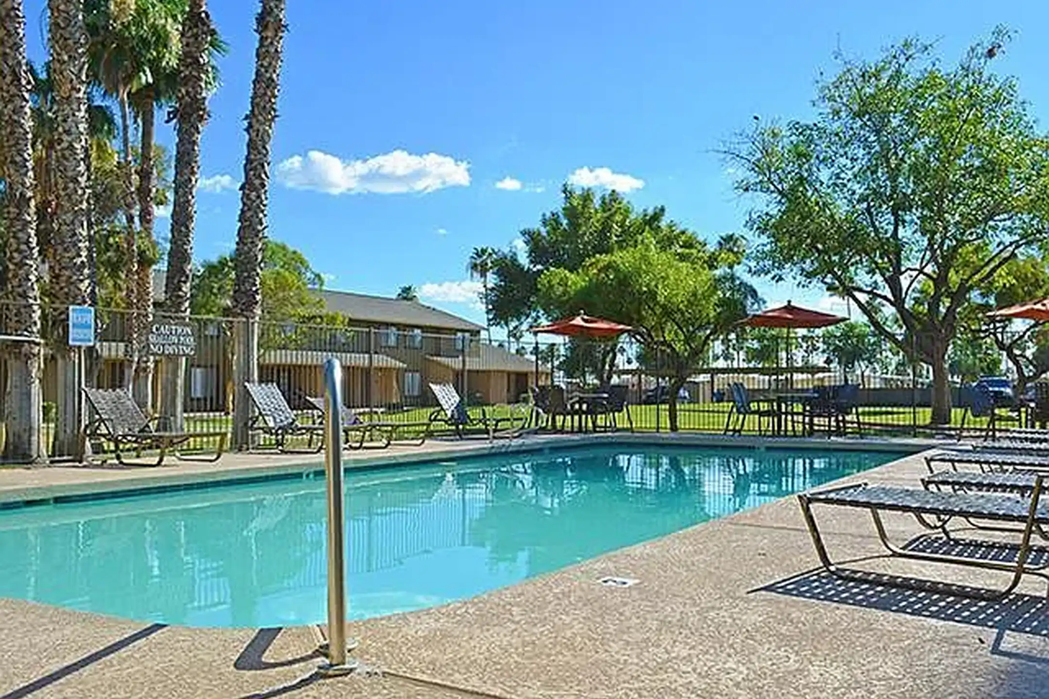Falcon Glen Apartments - Mesa, AZ 85205 | ApartmentGuide.com