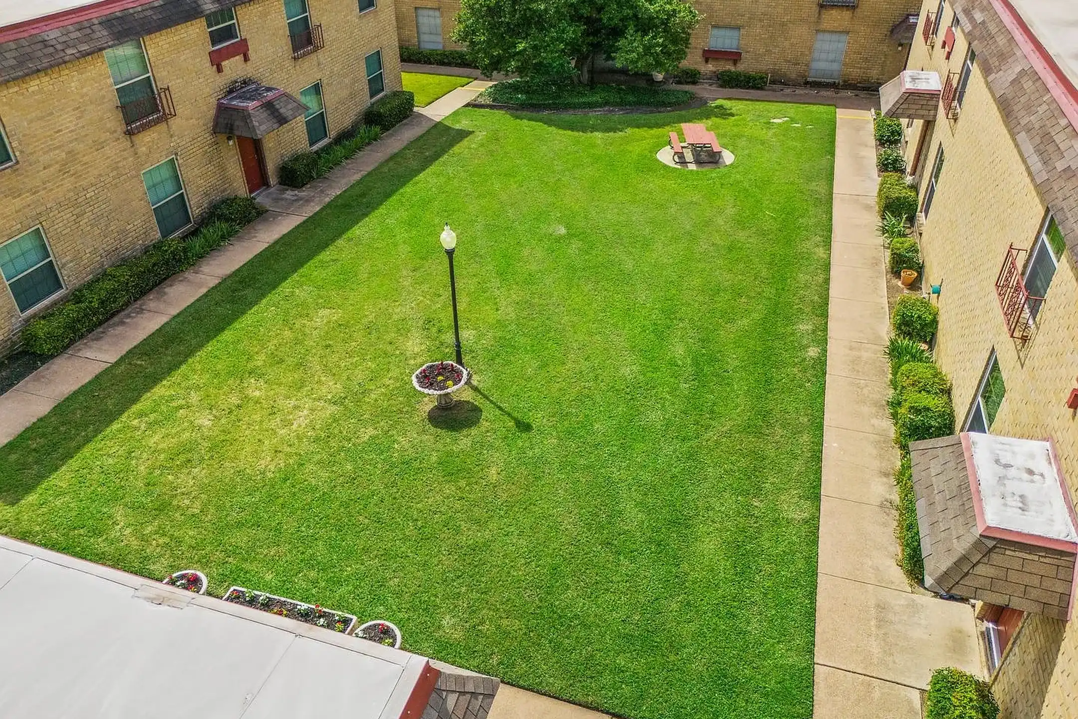 Car Mel Apartments - Waco, TX 76710 | ApartmentGuide.com