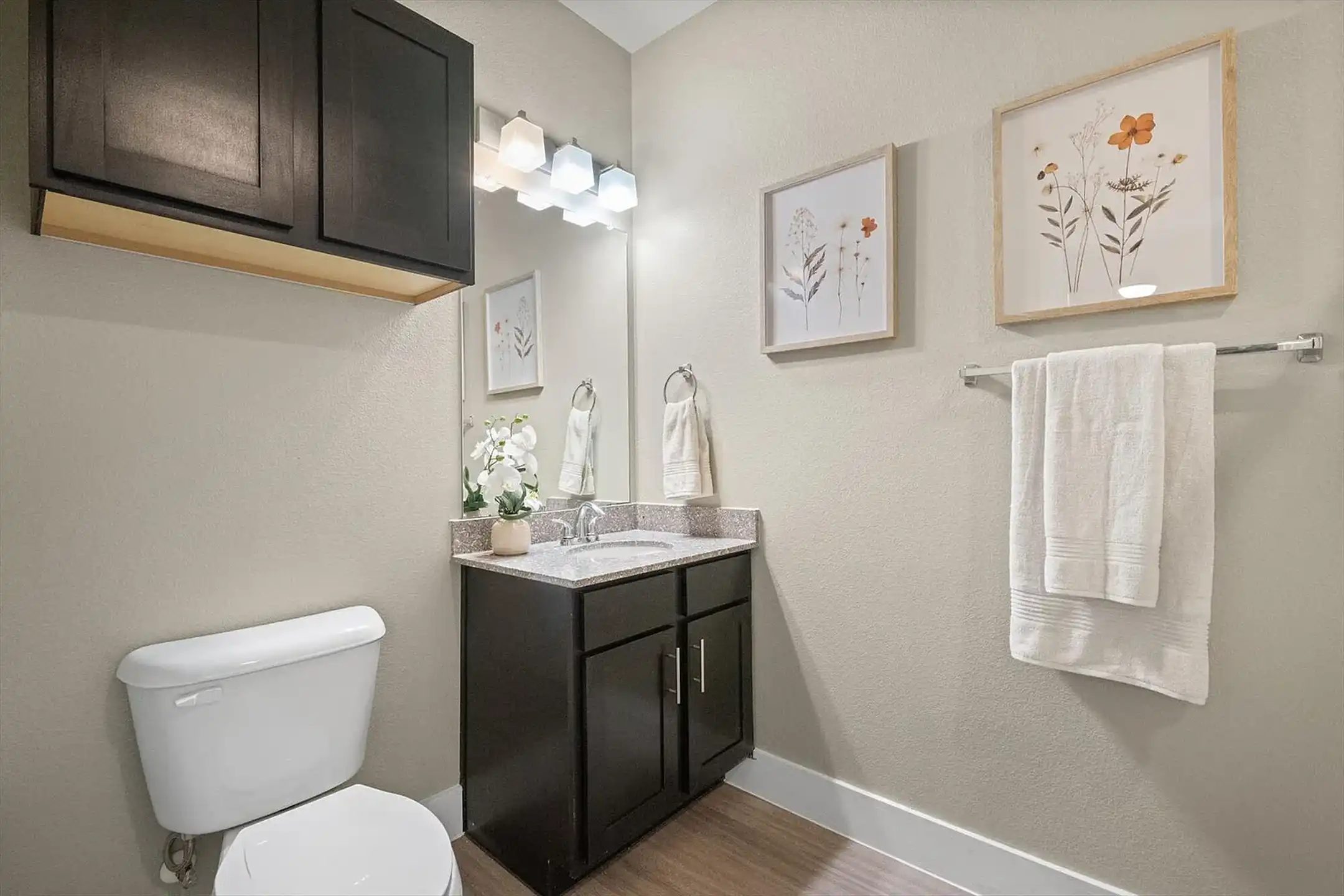 Prairie Gate Community - Grand Prairie, TX 75052 | ApartmentGuide.com