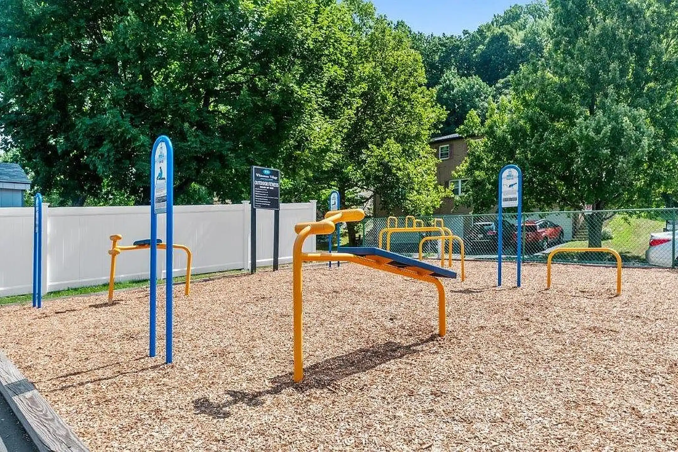 Whitestone Village Apartment Homes - Allentown, PA 18103 ...