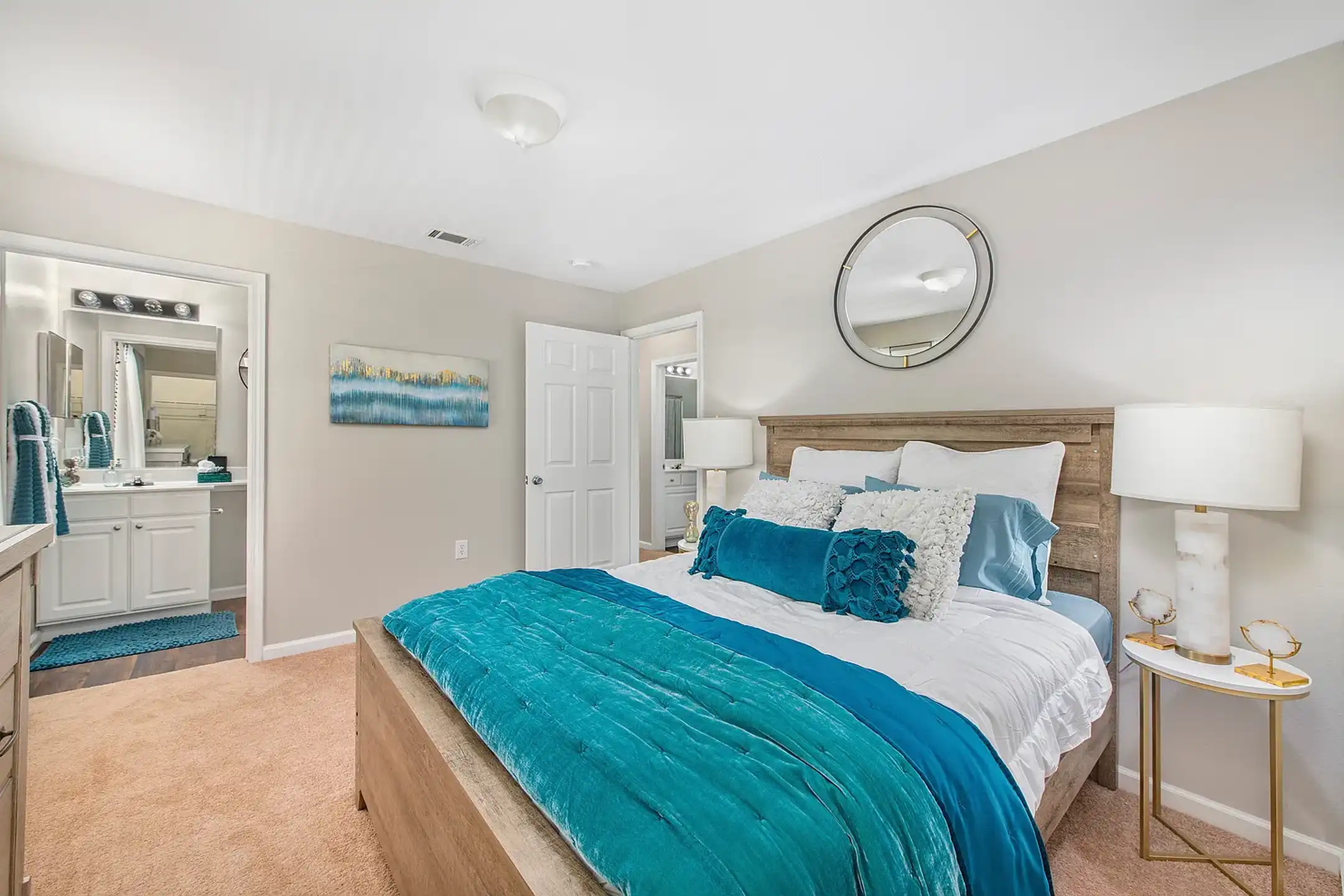MAA Trinity - Raleigh, NC 27607 | ApartmentGuide.com