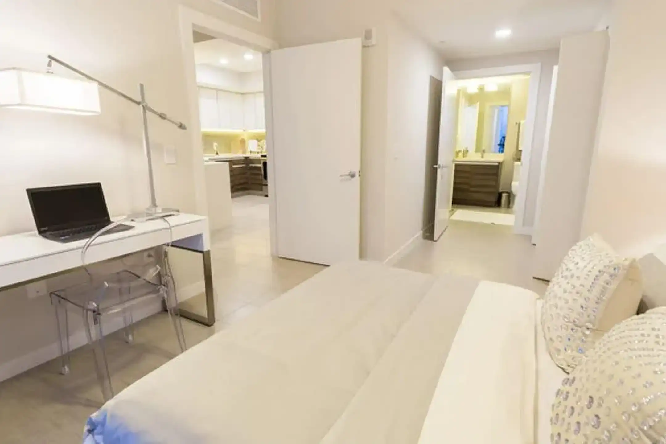Brickell View Terrace Apartments - Miami, FL 33130 | ApartmentGuide.com