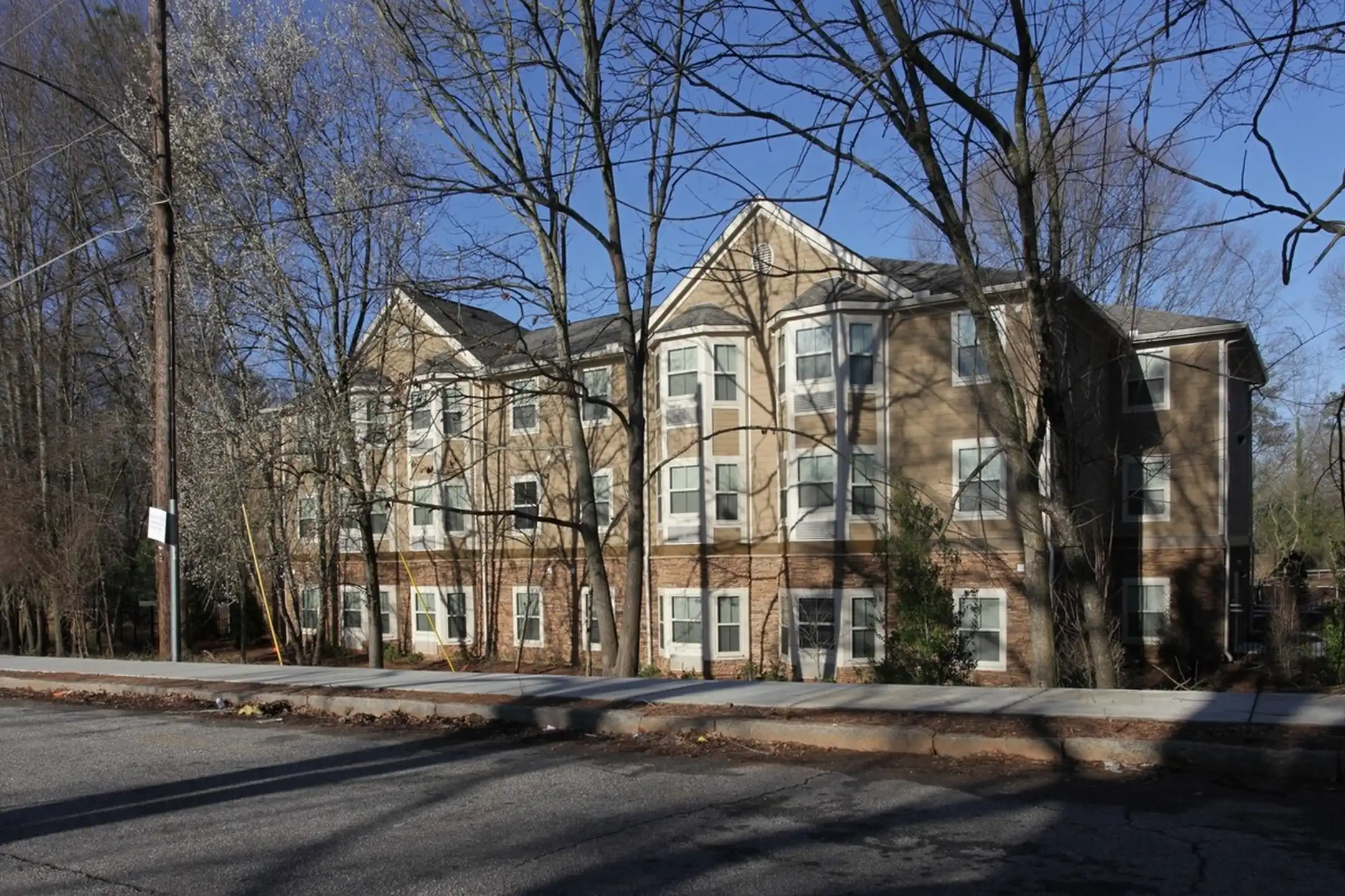 4695 Redan Rd - Stone Mountain, GA 30083 | ApartmentGuide.com