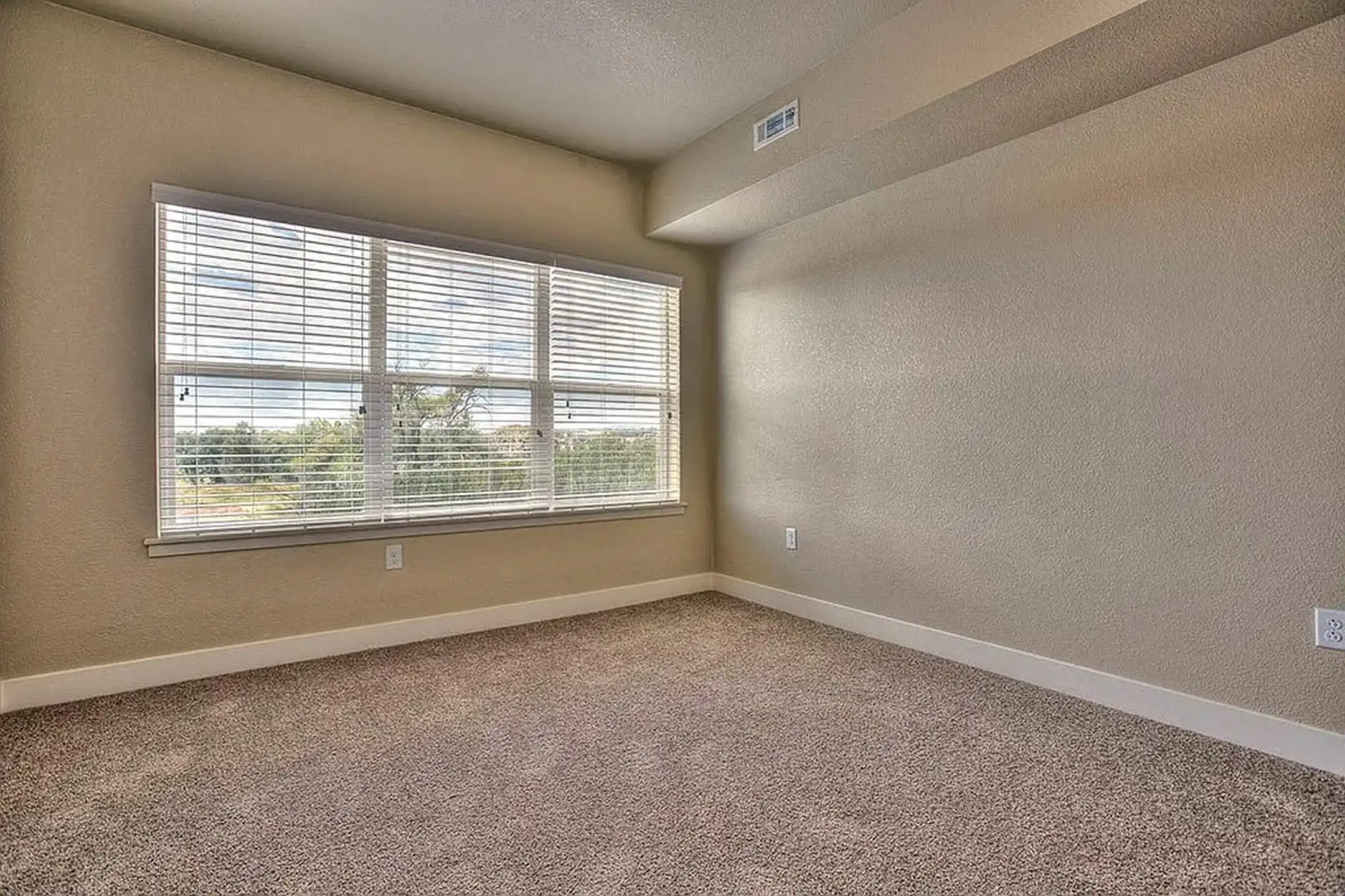 Prospect Station - Fort Collins, CO 80526 | ApartmentGuide.com