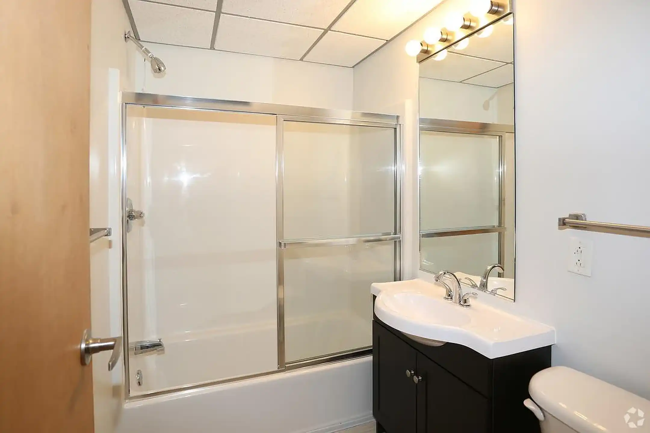The Sidway Apartments & Lofts - Buffalo, NY 14203 | ApartmentGuide.com
