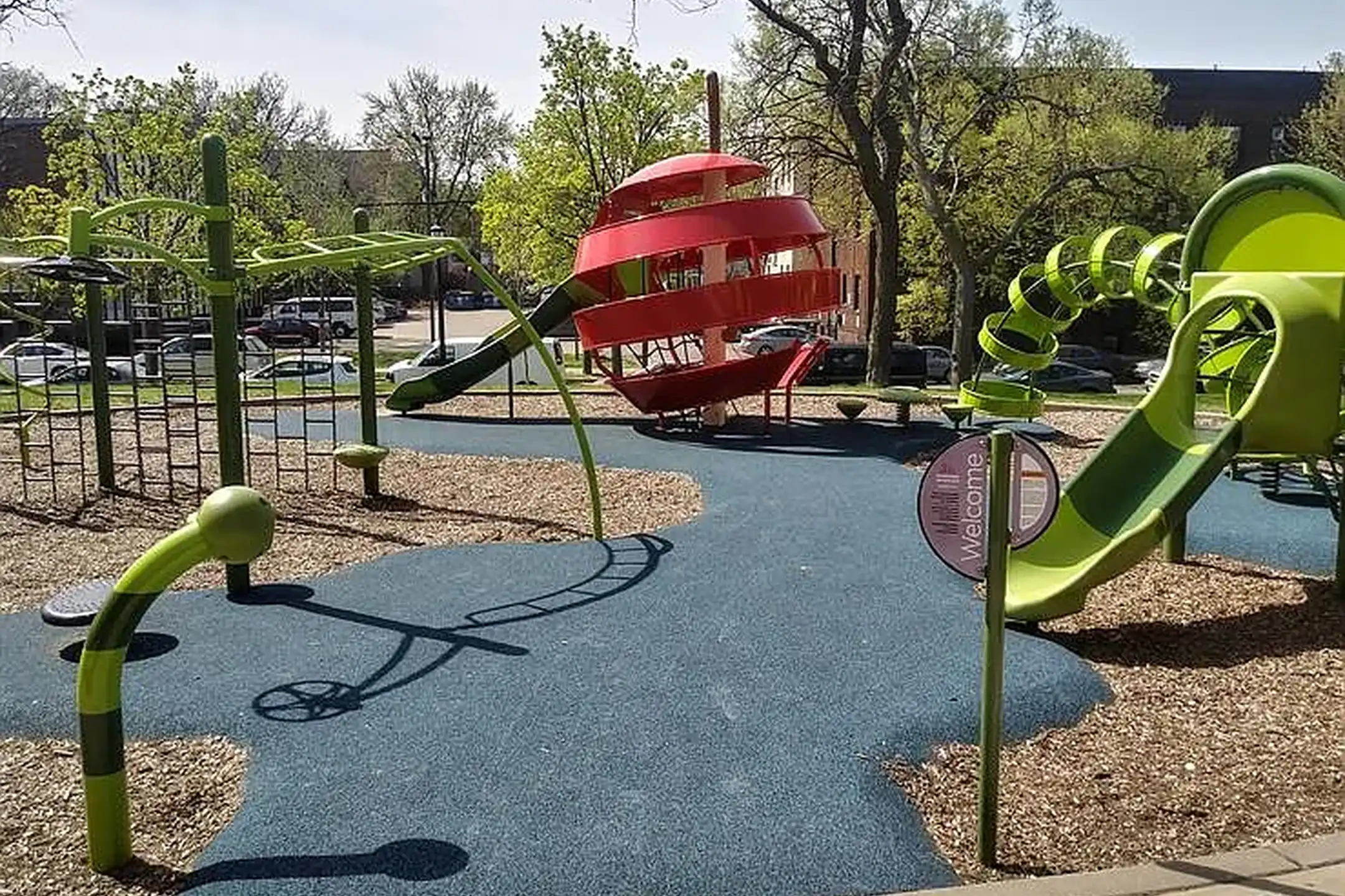 Stevens Square Apartments - Minneapolis, MN 55403 | ApartmentGuide.com