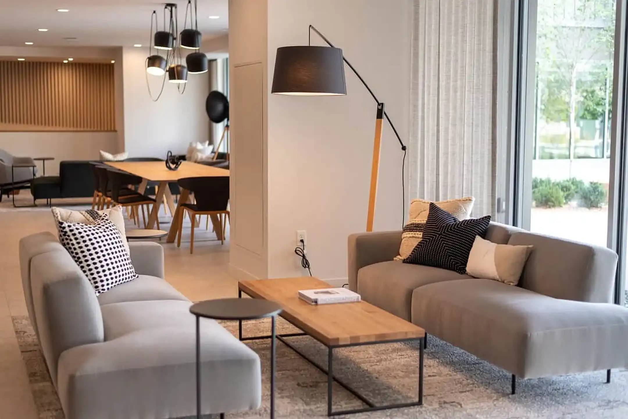 The Fenley - Bloomington, MN 55425 | ApartmentGuide.com