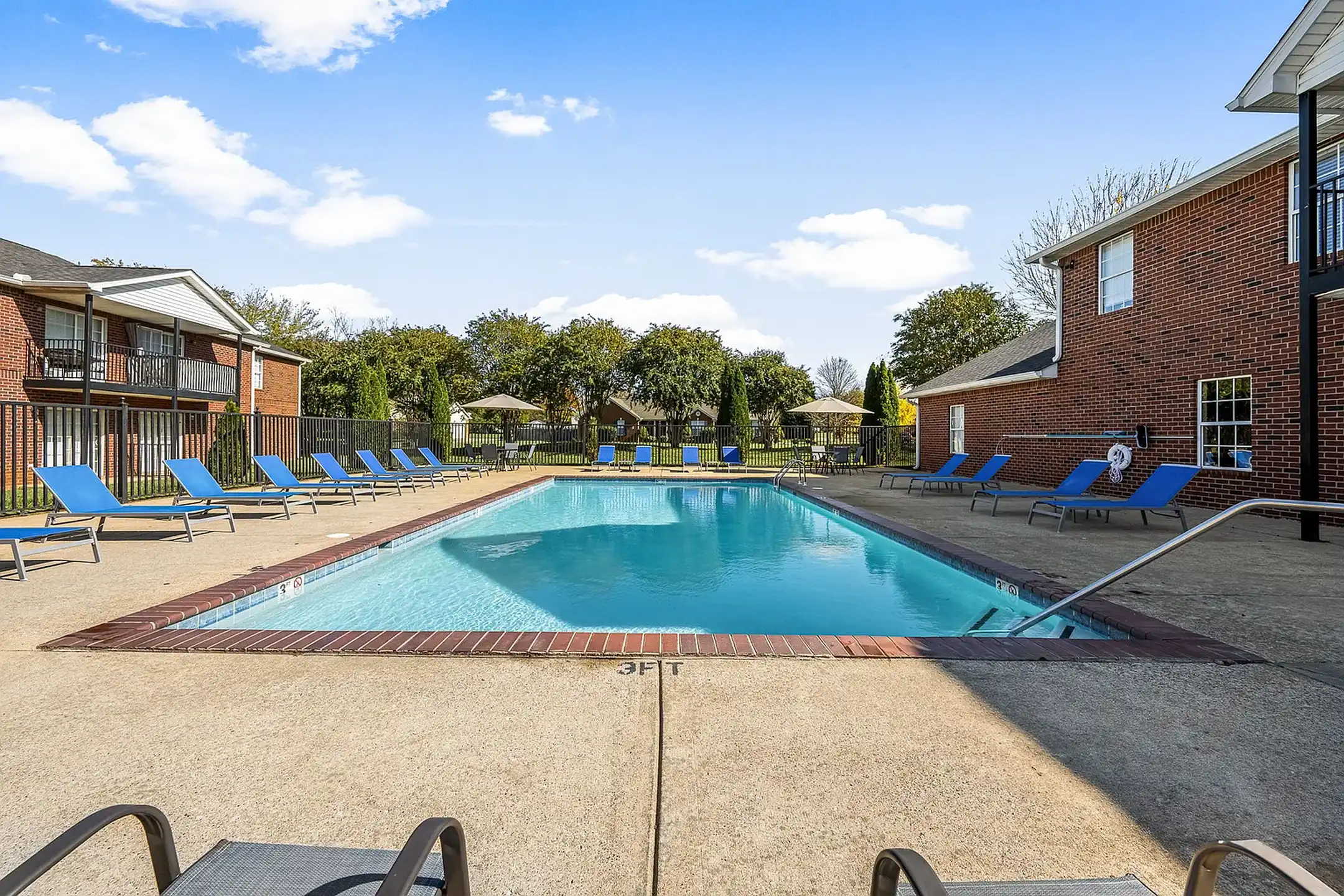 Saddlebrook Apartments - Murfreesboro, TN 37129 | ApartmentGuide.com
