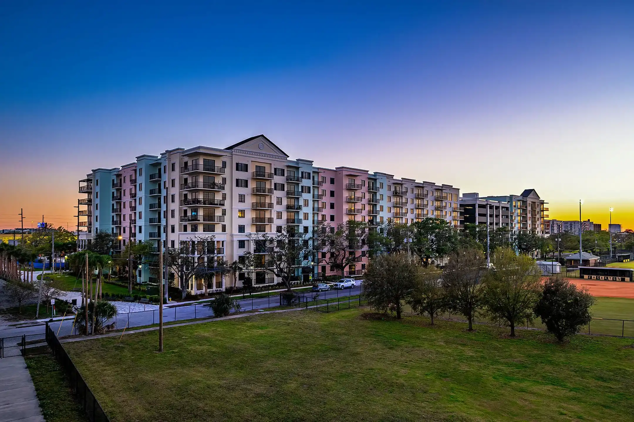 Manor Riverside - Tampa, FL 33607 | ApartmentGuide.com