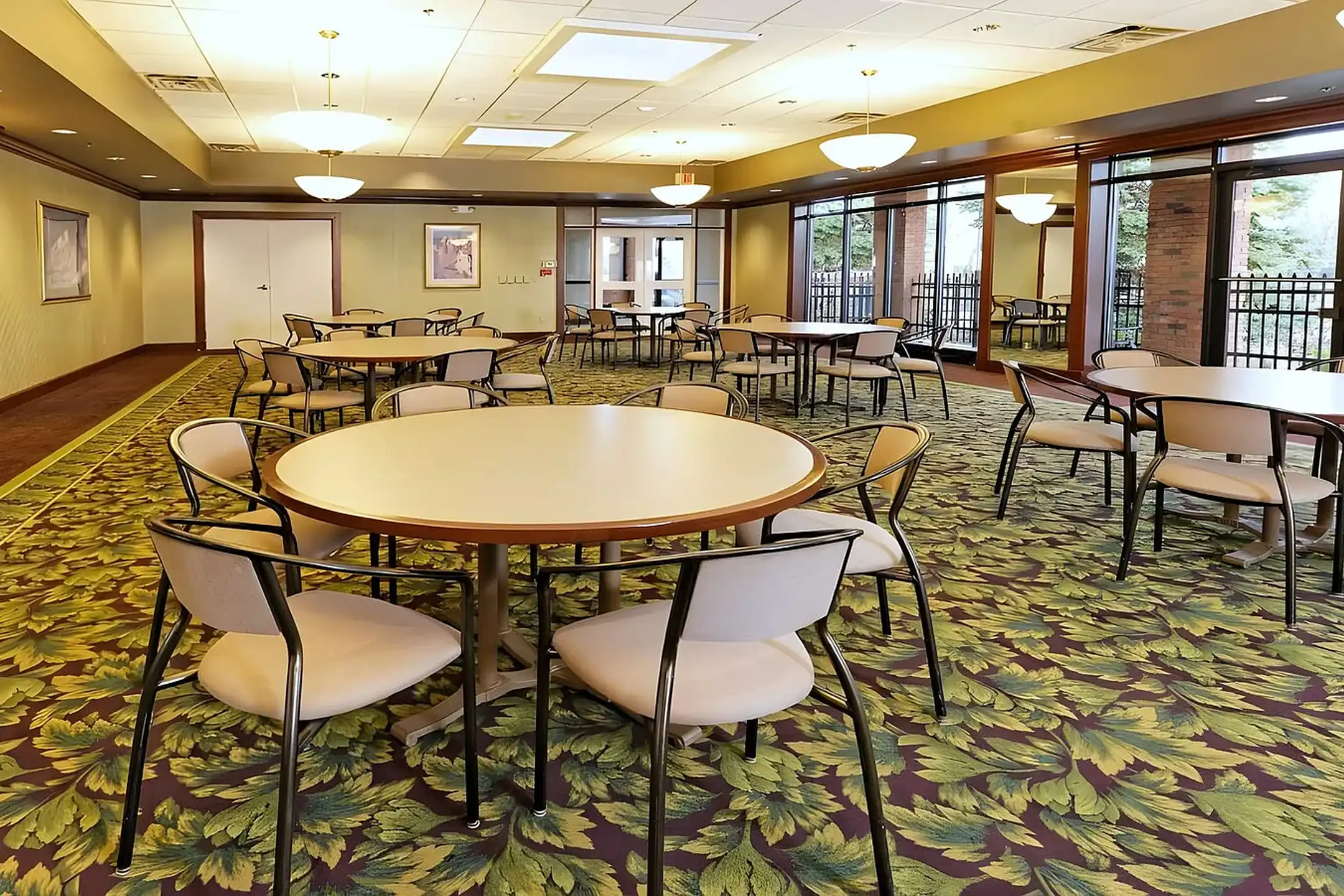 Rustic Village - Rochester, NY 14623 | ApartmentGuide.com