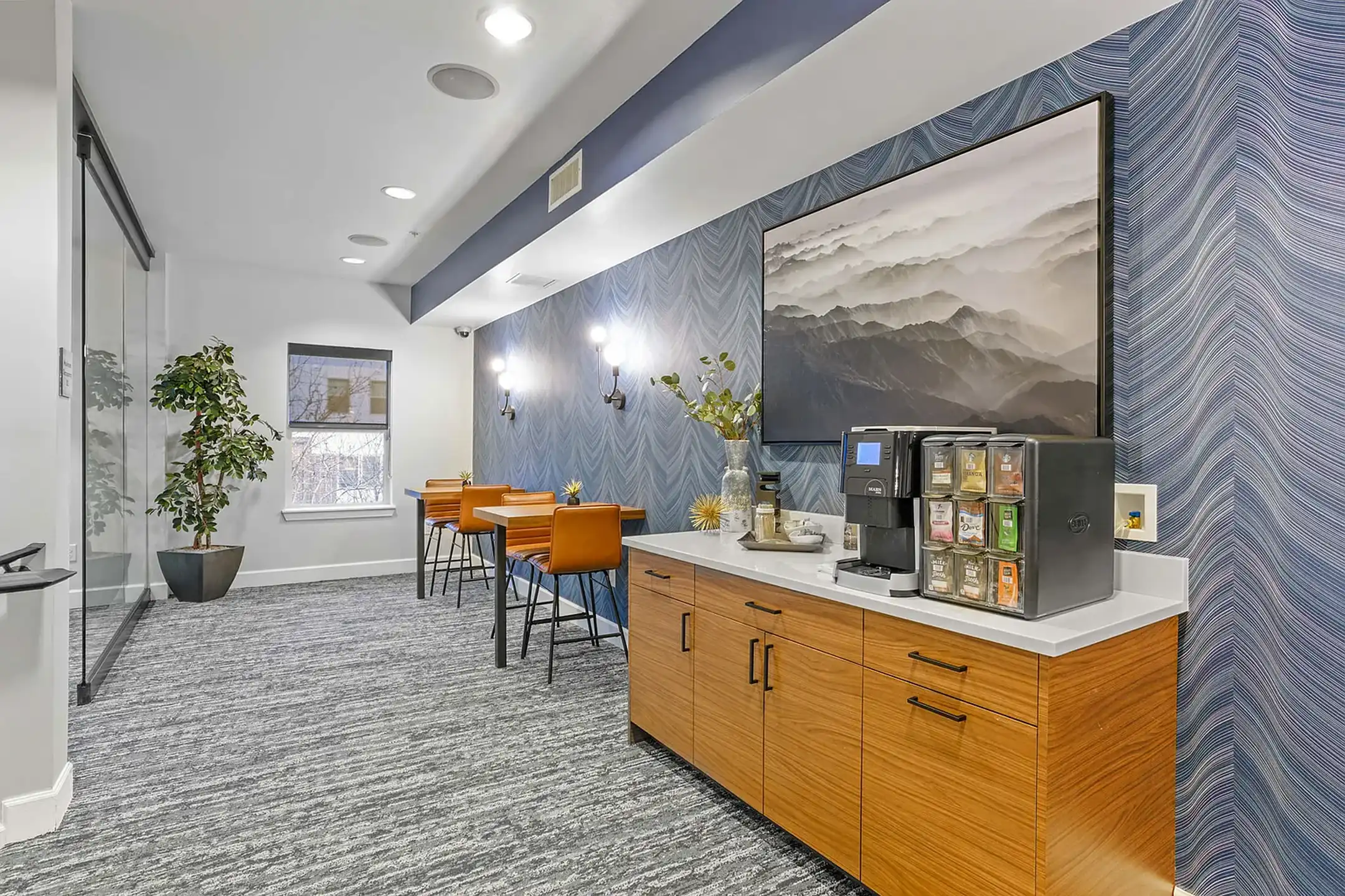 Regency Ridgegate - Lone Tree, CO 80124 | ApartmentGuide.com